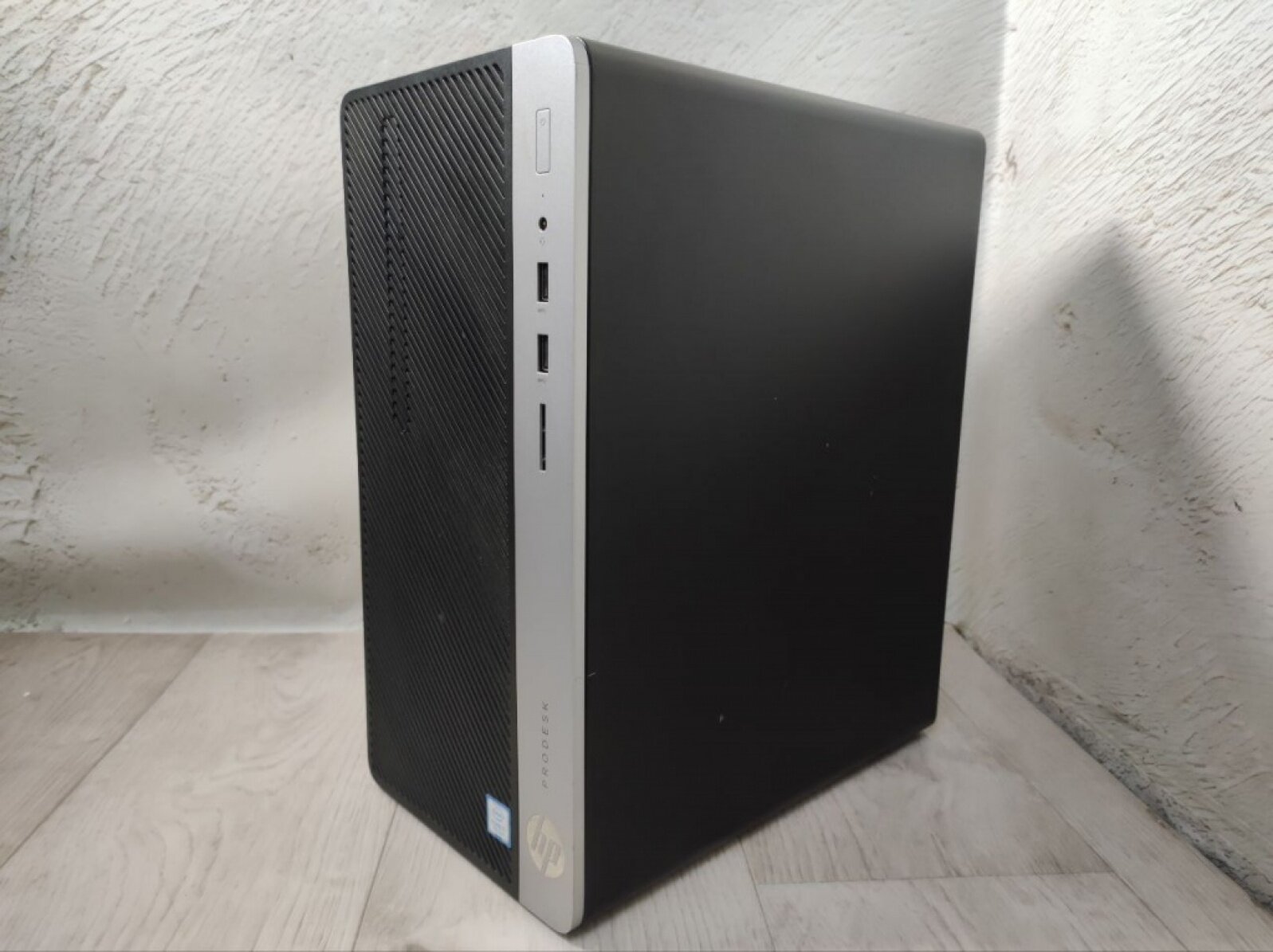 Системный блок HP ProDesk 400 G4 MT на Intel Core i7-7700