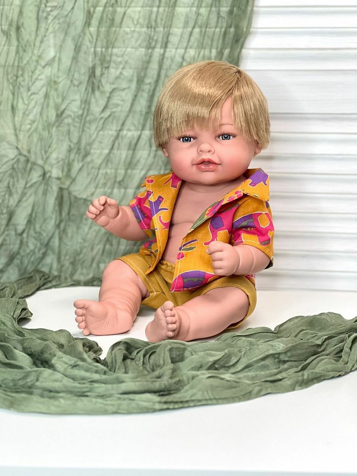 Кукла Manolo Dolls виниловая Leo 45 см