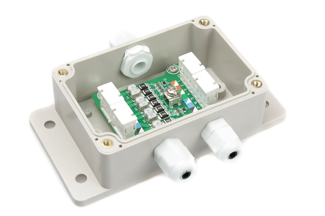 Устройство грозозащиты OSNOVO уличное, с защитой линий PoE, скорость до 1000 Мб/с