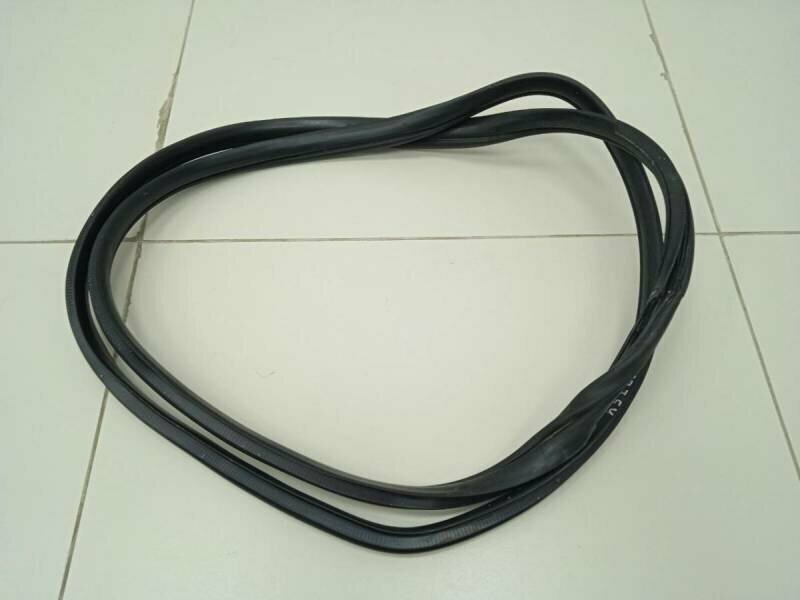 Уплотнитель проема двери задней правой Hyundai i30 GD 2012 кат.номер: 83120A6000