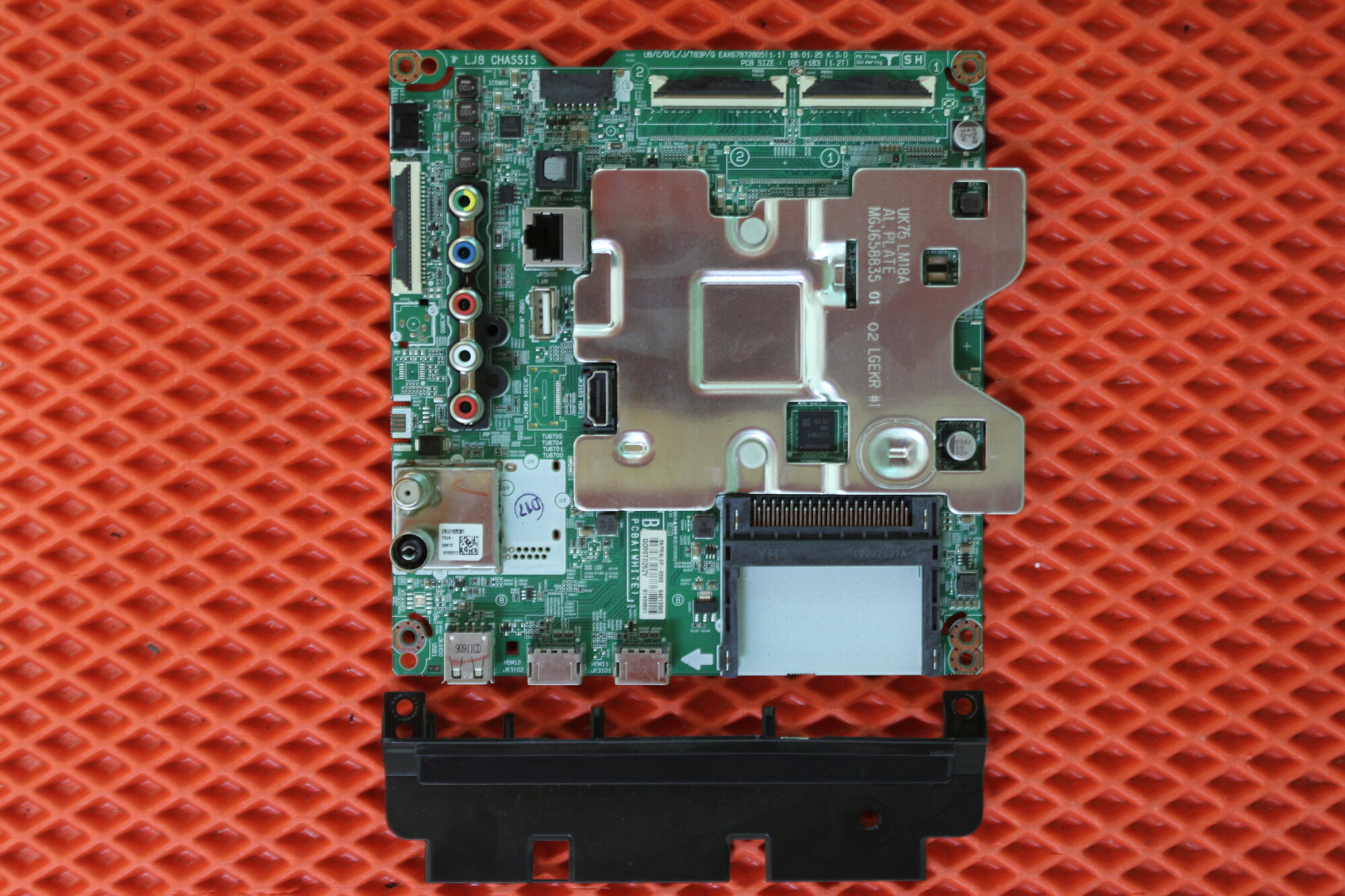 Основная плата (MAIN) EAX67872805 (1.1) для телевизора LG 49UK6200PLA-FG04 в надёжной упаковке