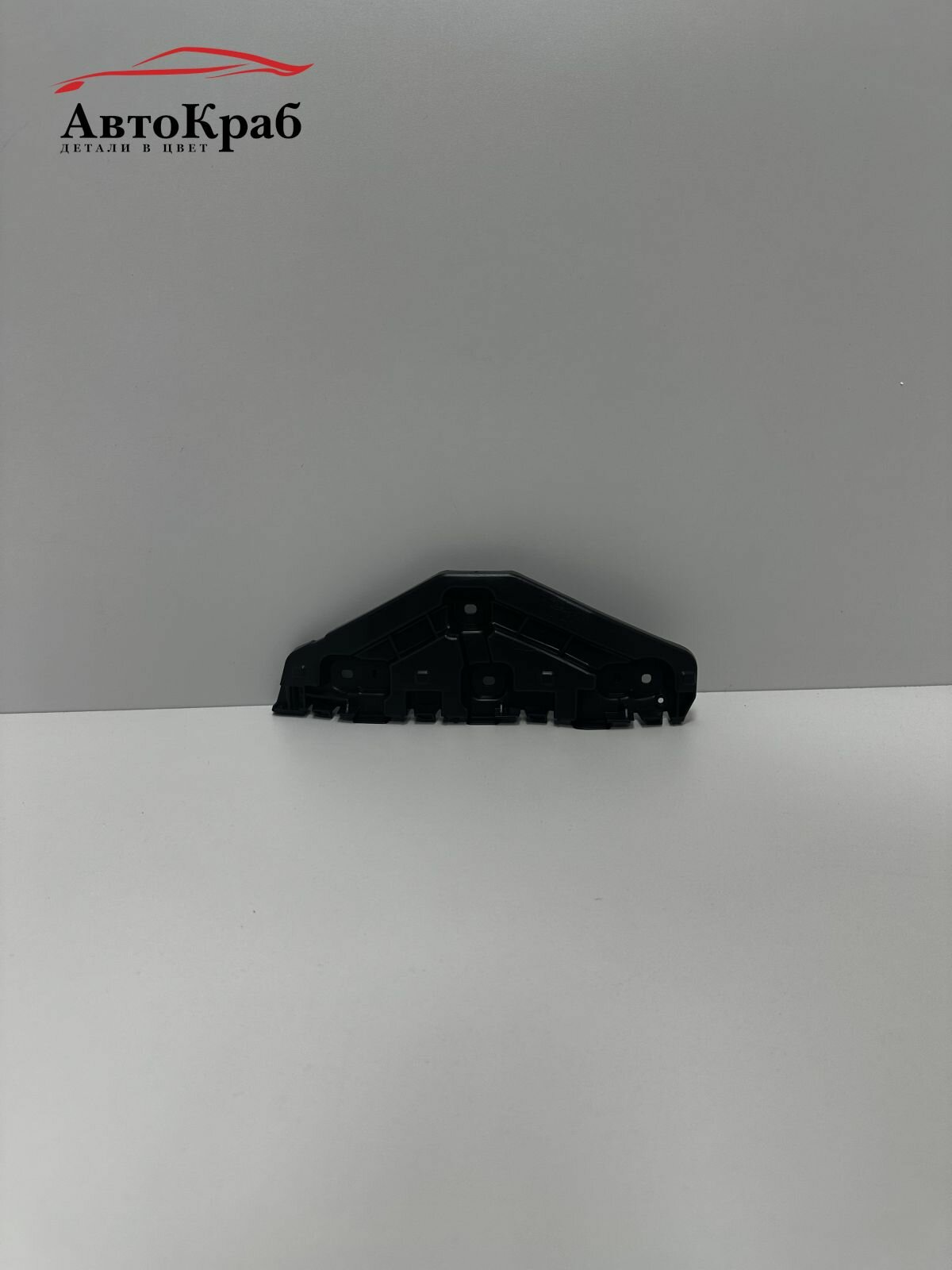 Кронштейн переднего бампера левый Лада X-RAY 2016-2022