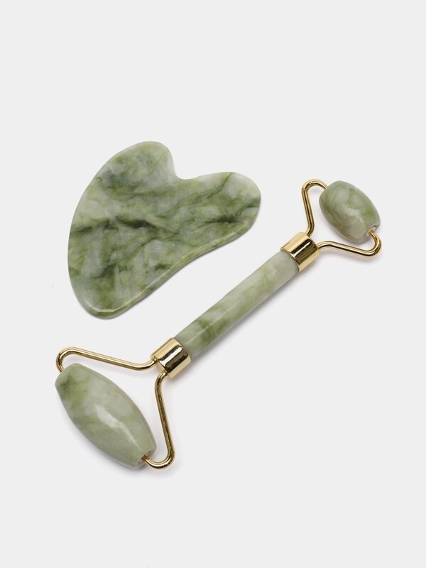 Набор Гуаша: ролик, скребок из натурального нефрита в подарочной упаковке