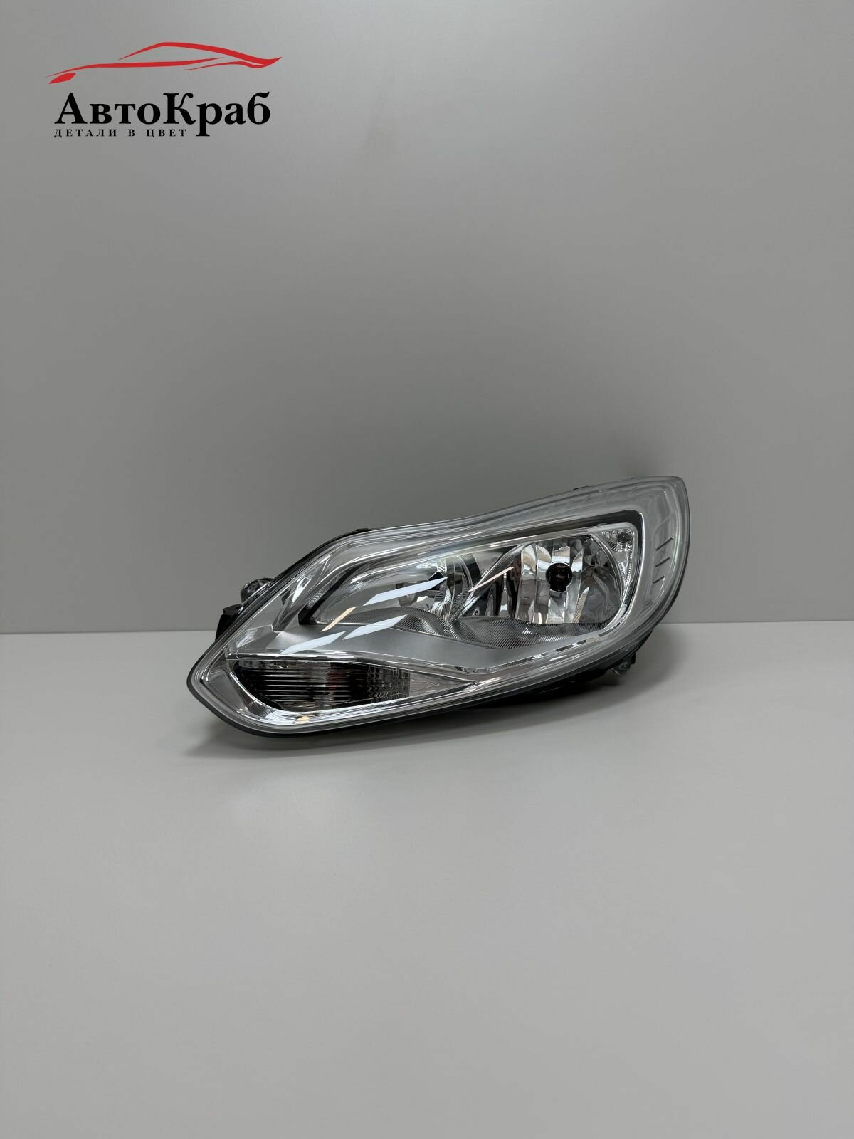 Фара левая на Форд Фокус / Ford Focus 3 2011 - 2015 г. Аналог.