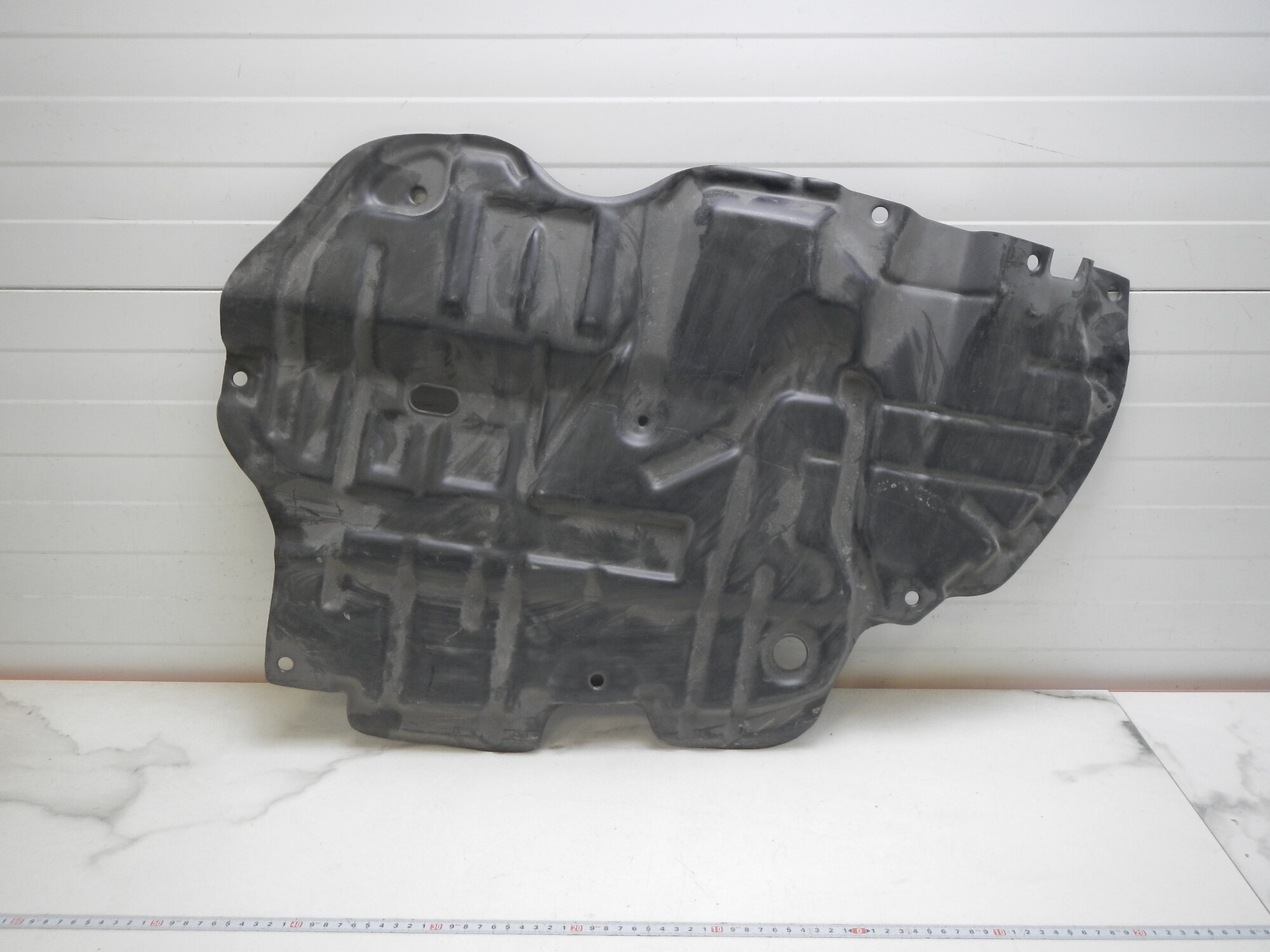 Б/У Пыльник двигателя, Toyota (Тойота)-CAMRY 50 (11-18) TOYOTA CAMRY 50 (11-18) нижний правый, 14- Дубликат, новый, потер...