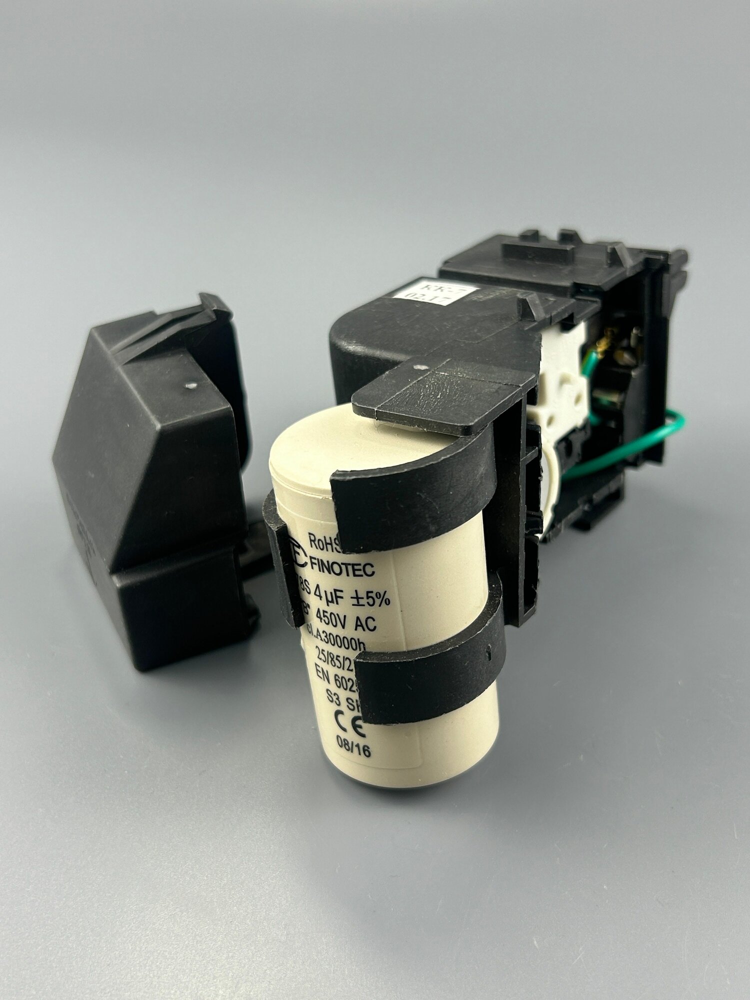 Блок пускозащитный КК7 (РКТ6) для холодильника Атлант 064114901208