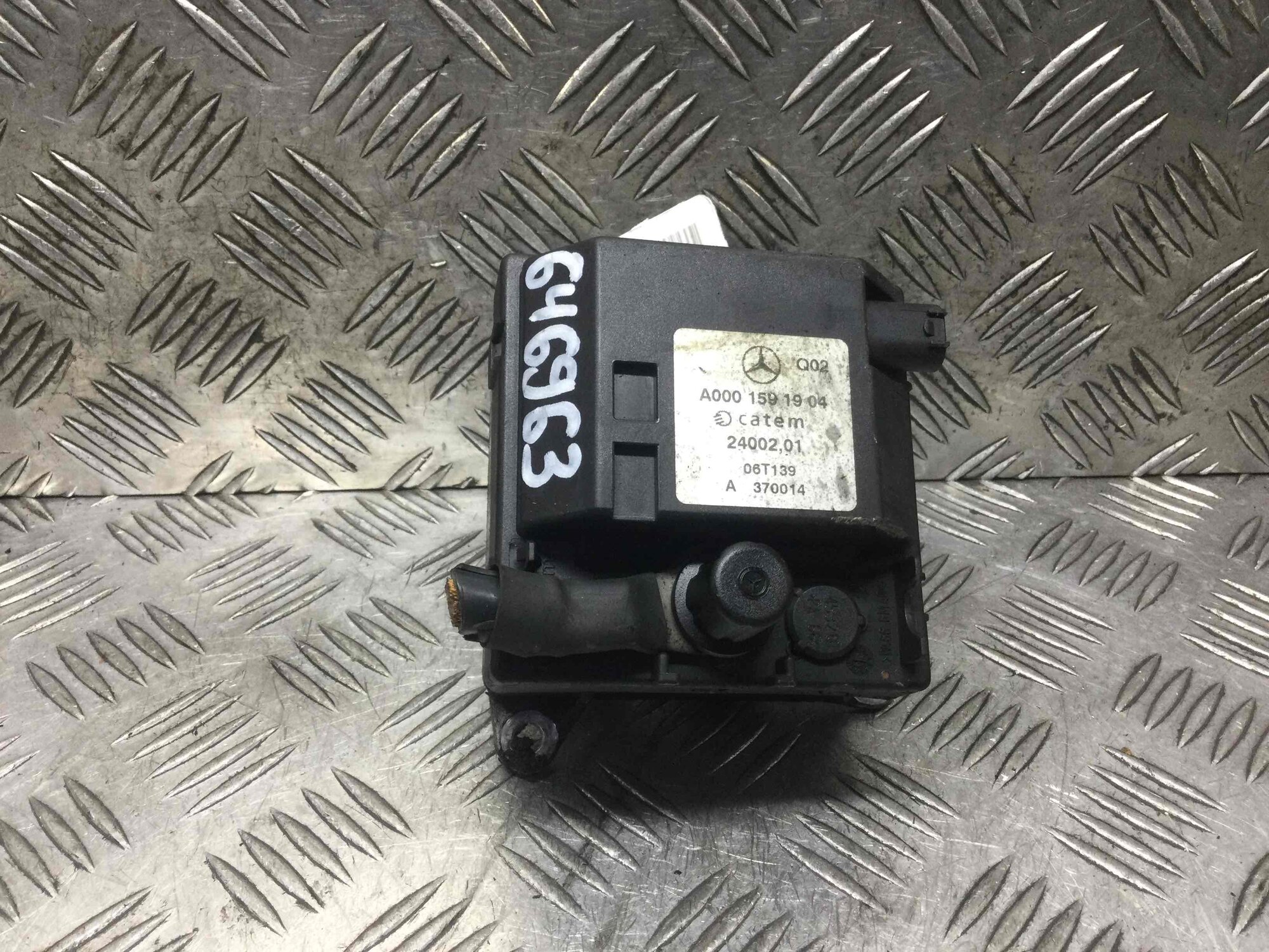 Б/У Подогреватель охлаждающей жидкости (антифриза) Mercedes C-klasse W203/S203/CL203 (2000-2004) 2004 г.