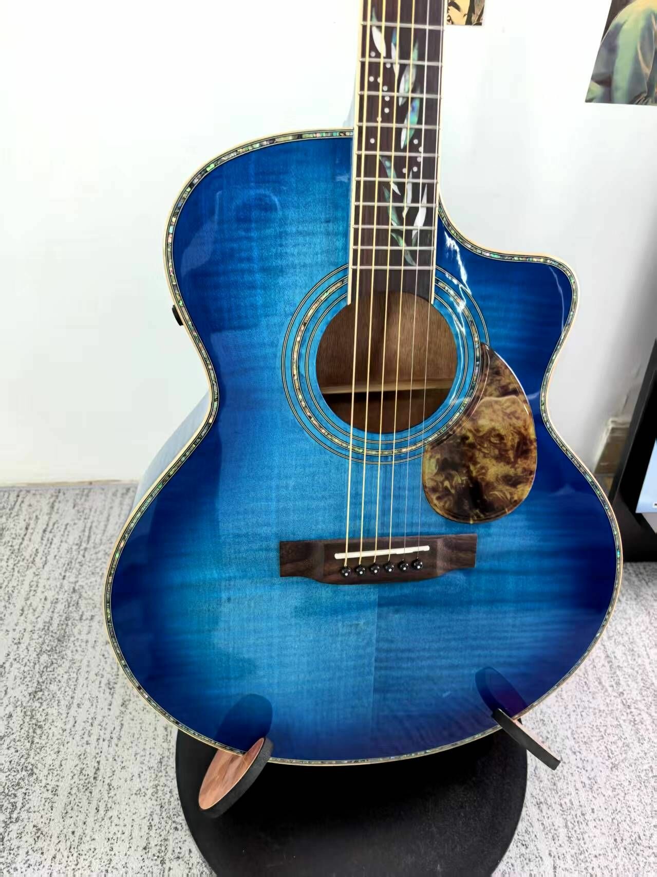 Акустическая гитара Электроакустическая MODEL-02M 6-струнная, корпус Ель, Каури 41"