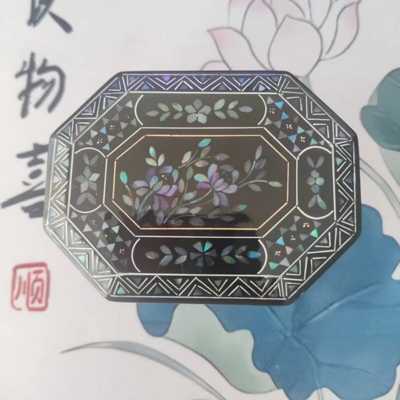 Шкатулка для украшений из перламутра