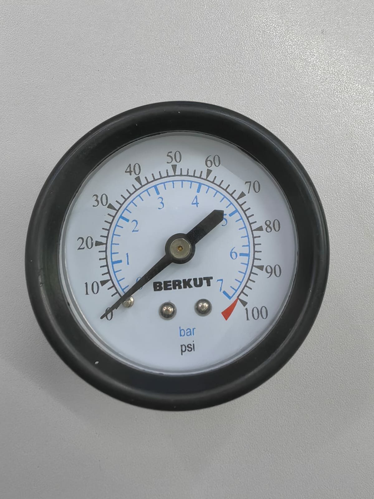 Манометр для компрессора BERKUT R17/R20/R24