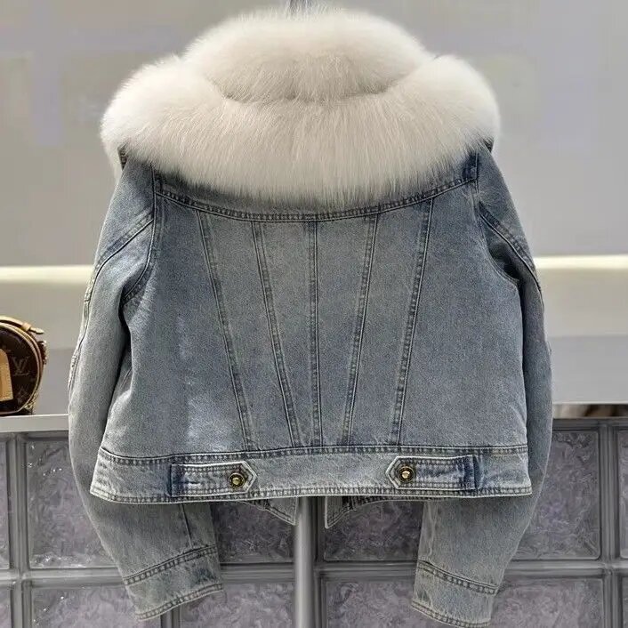 Куртка джинсовая