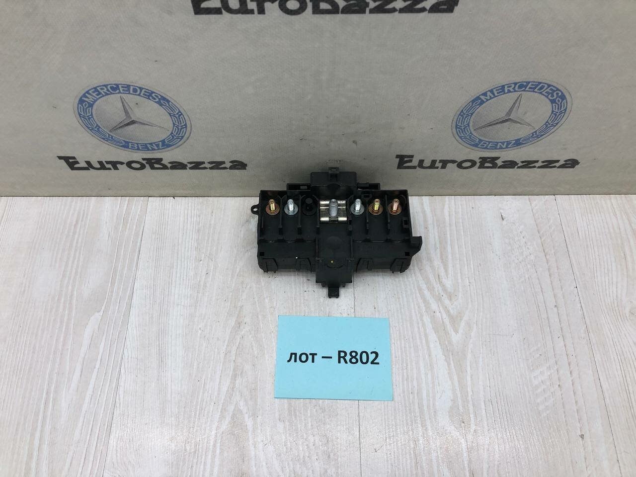 Блок силовых предохранителей Mercedes W203 A2035450301
