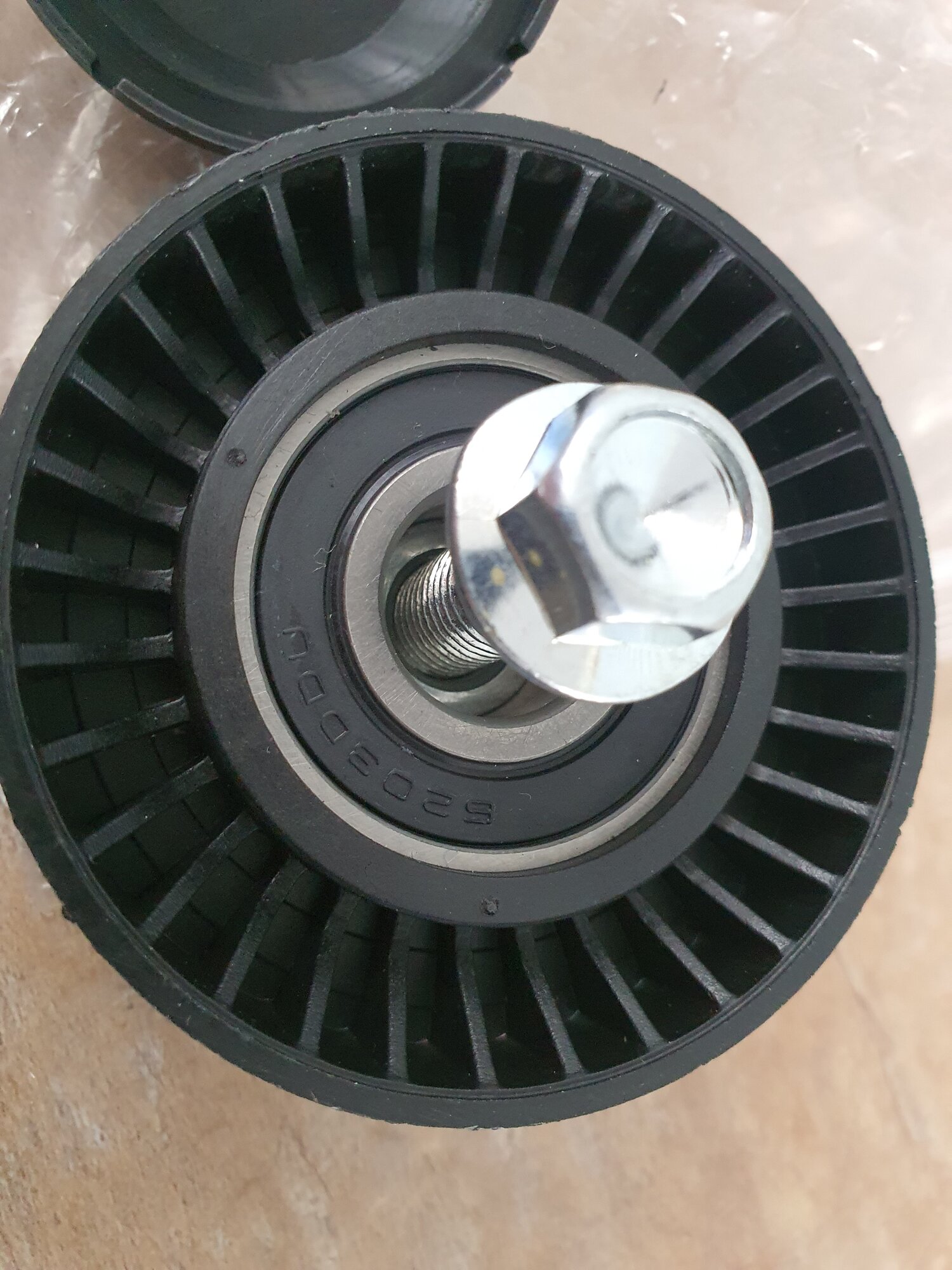 Ролик Натяжителя Генератора Ваз Нива Шевроле Калина Гранта.