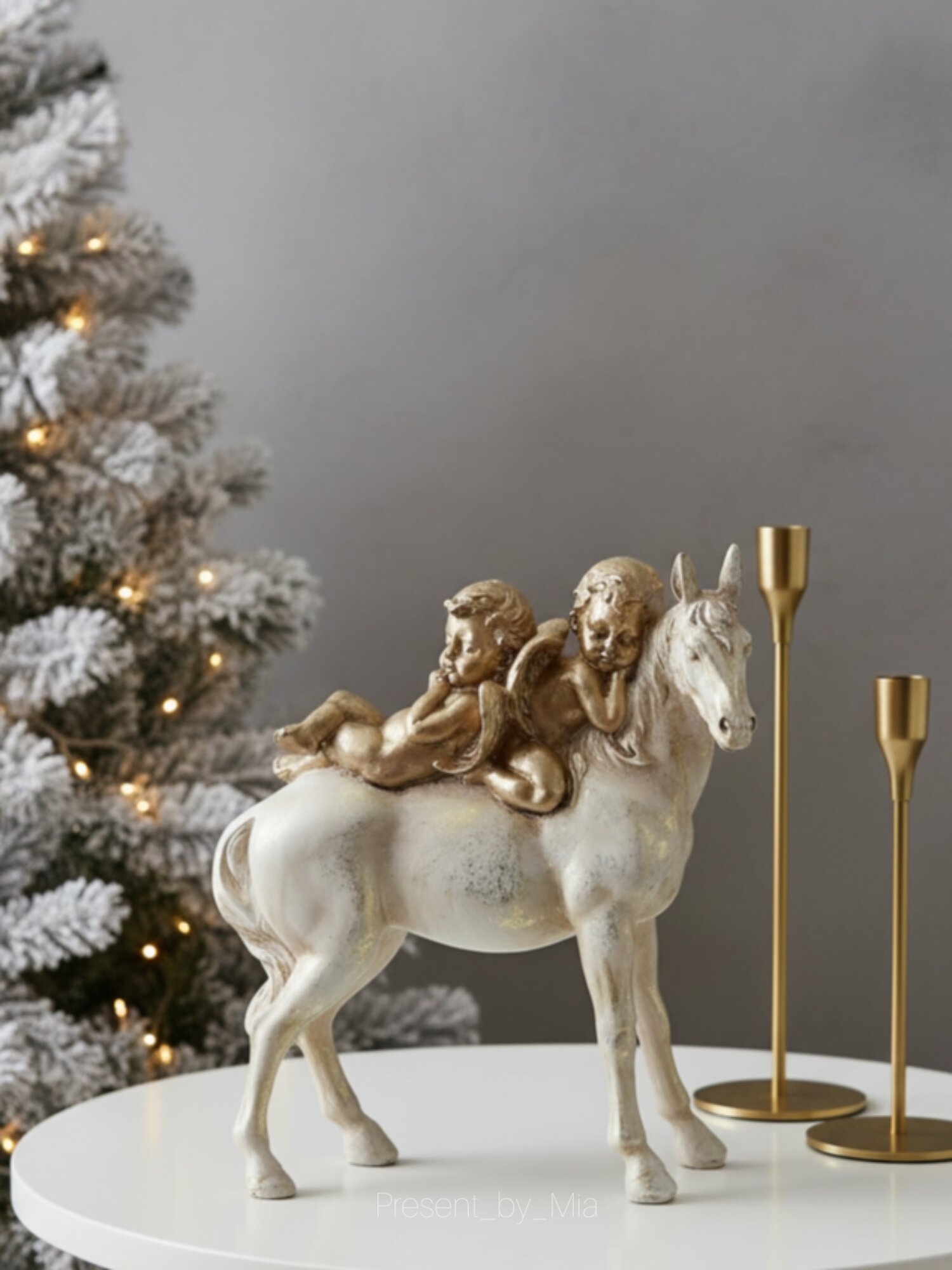 Декоративная новогодняя статуэтка «Лошадь с ангелочками», 22х9х25 см.
