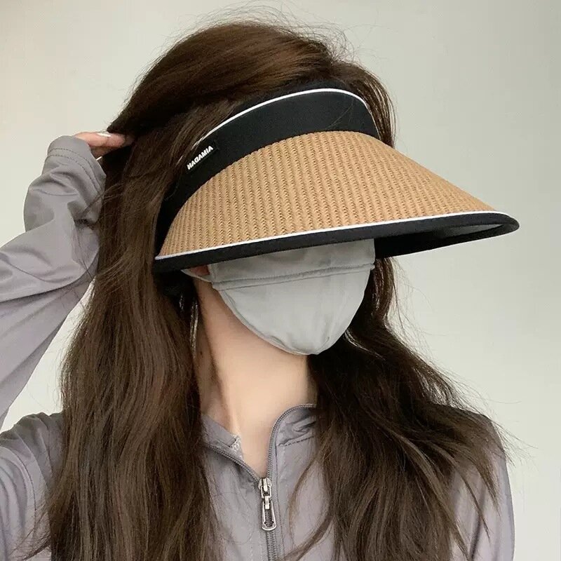 Летняя интернет-знаменитость, такая же модная, пустая черная пластиковая соломенная шляпа с солнцезащитным козырьком и защитой от УФ-лучей с большими полями и маленькой этикеткой, шляпа для защиты от