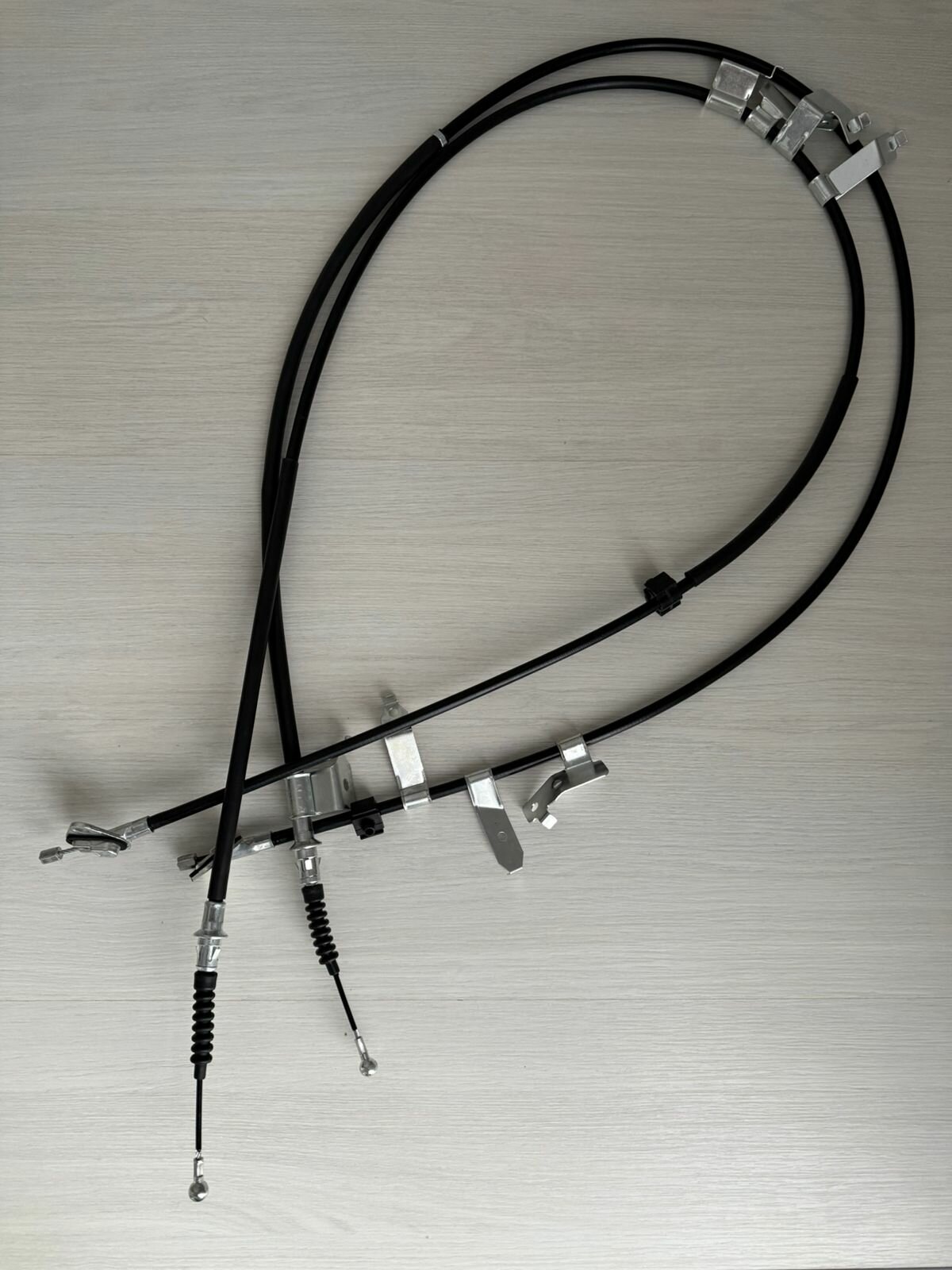 Трос ручника Комплект левый+правый тойота королла E100/E110 (Дисковые тормоза)