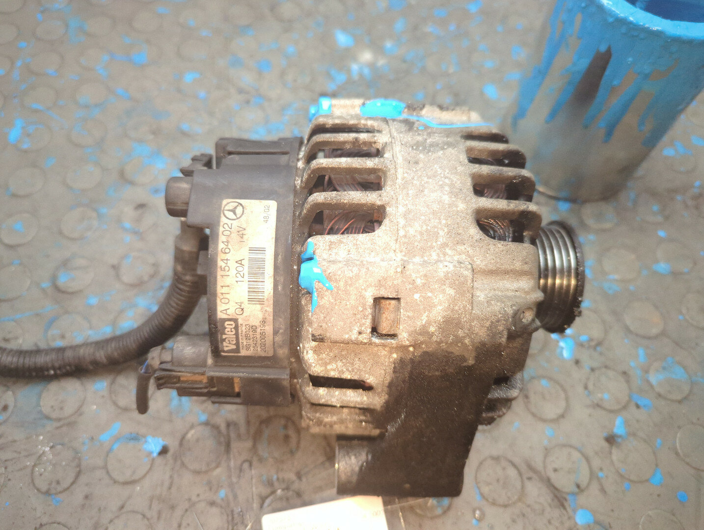 Генератор Mercedes C W203 Б/У