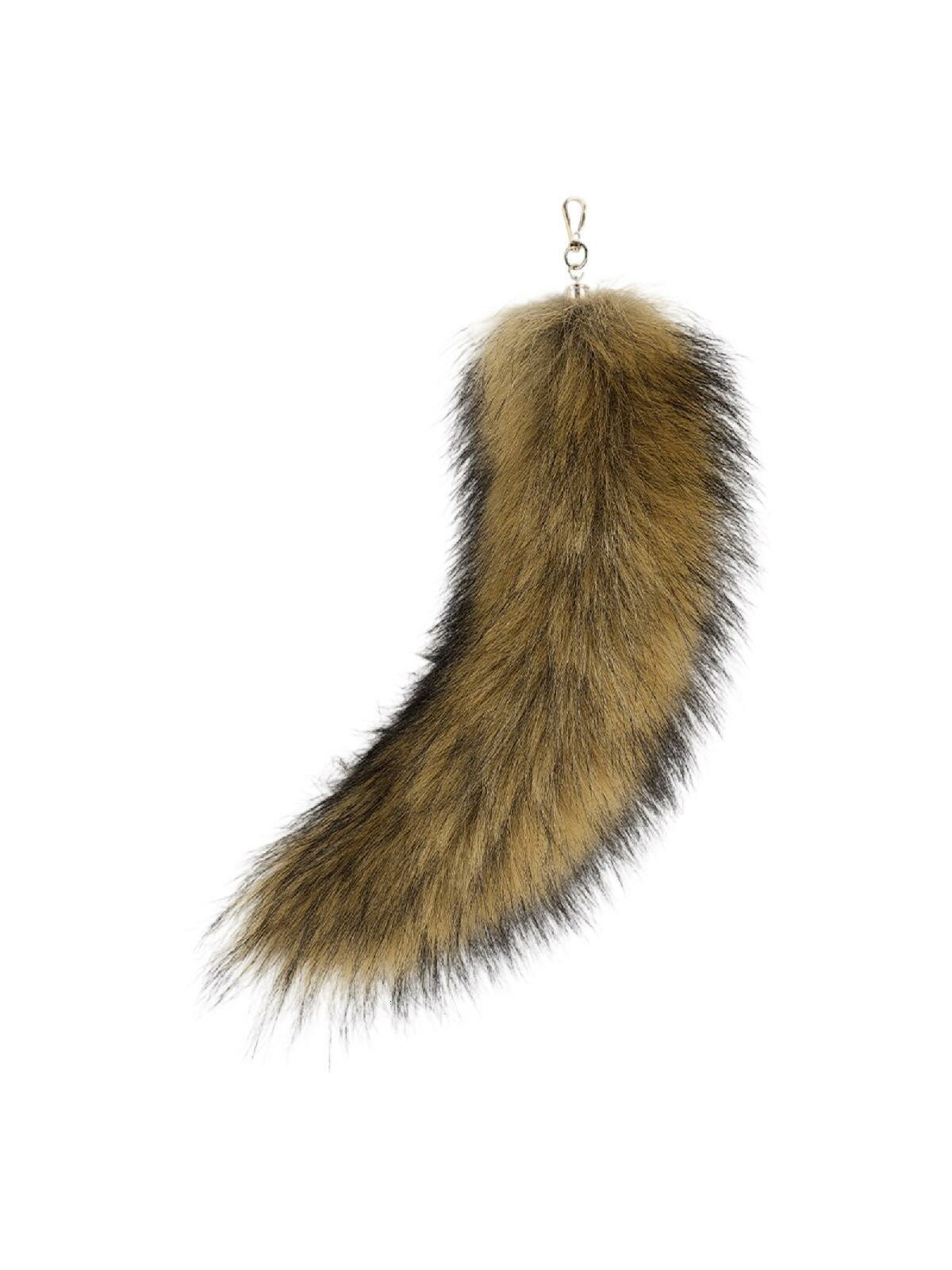 Пушистый хвост лисы