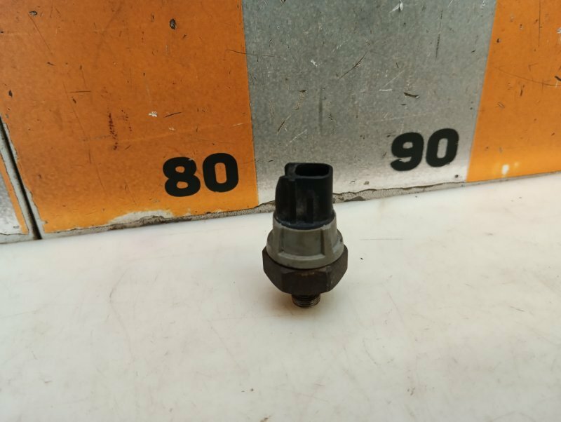 Б/У Датчик давления масла Lifan Solano 2016 2, 650 406474 LIFAN арт. LF479Q13818100A