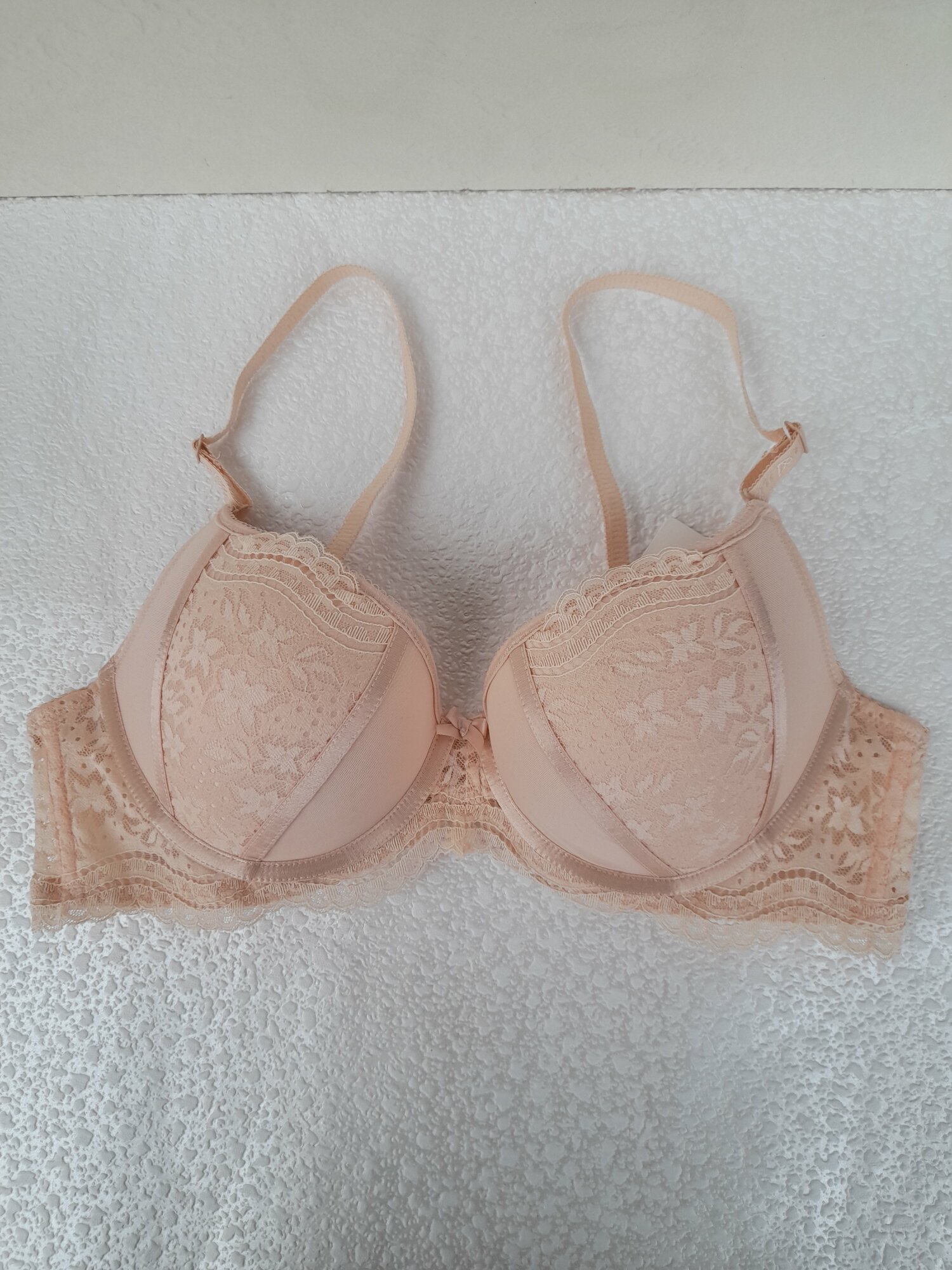 Бюстгальтер