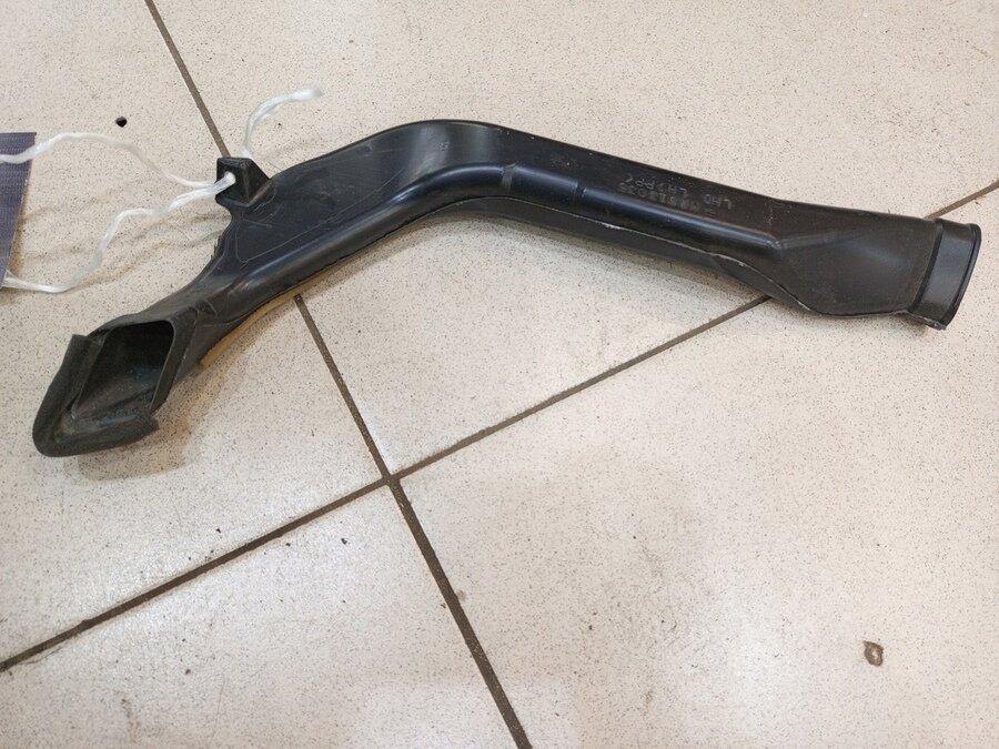 Воздуховод торпедо от Mitsubishi Lancer 9 CS 2000-2008