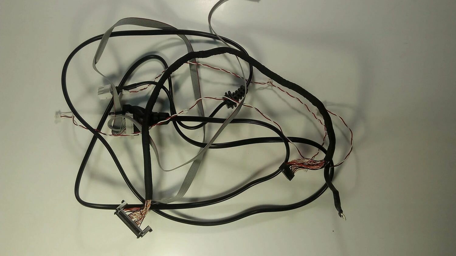 LVDS + Комплект шлейфов + Кабель питания с разъемом до основной платы для 40Lem-1043/Fts2C Lcd Телевизор Шлейф арт. 10913