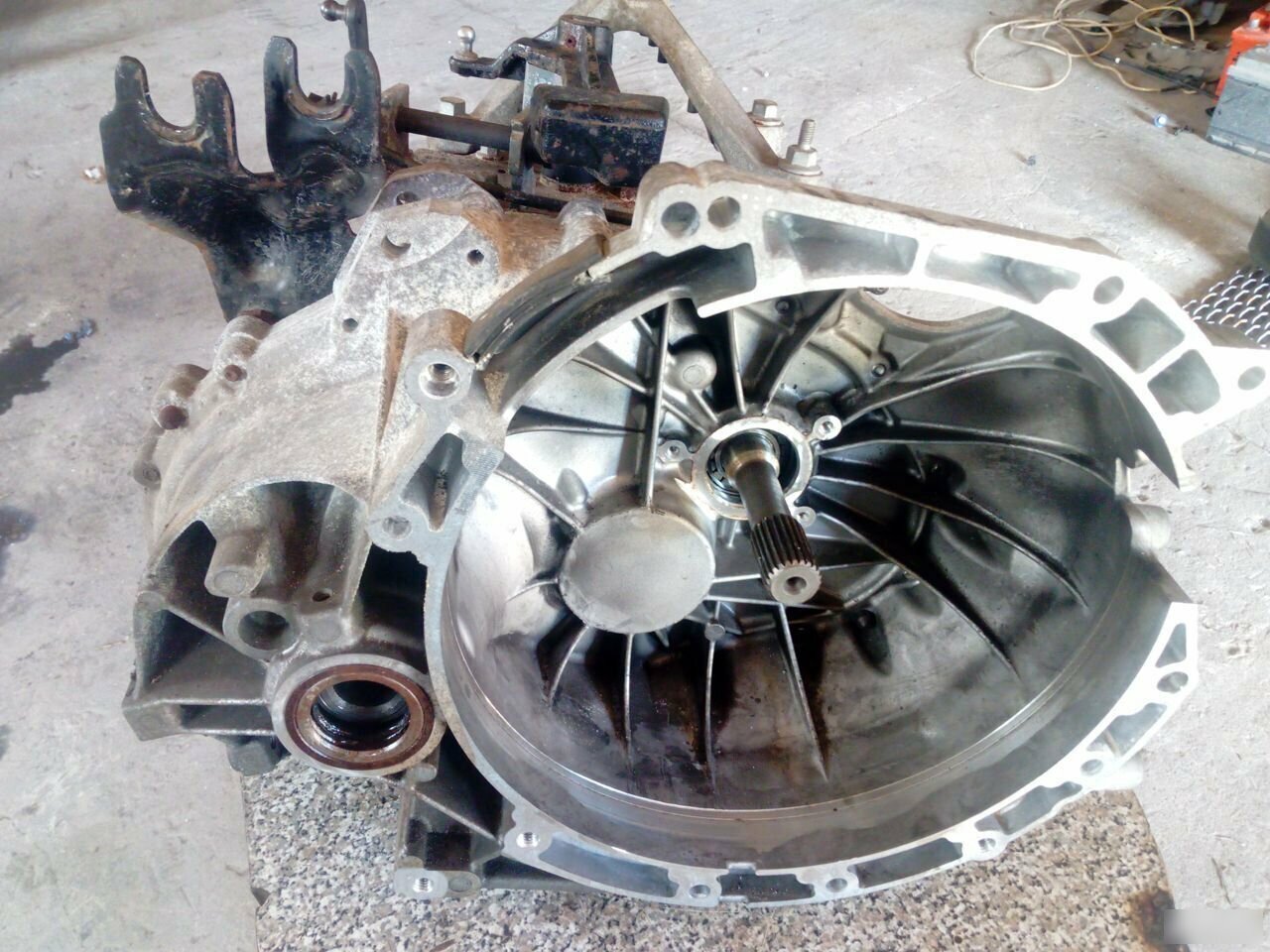 Контрактная МКПП Ford Focus 3 2011 2л МКПП новая BV6R7002AAA