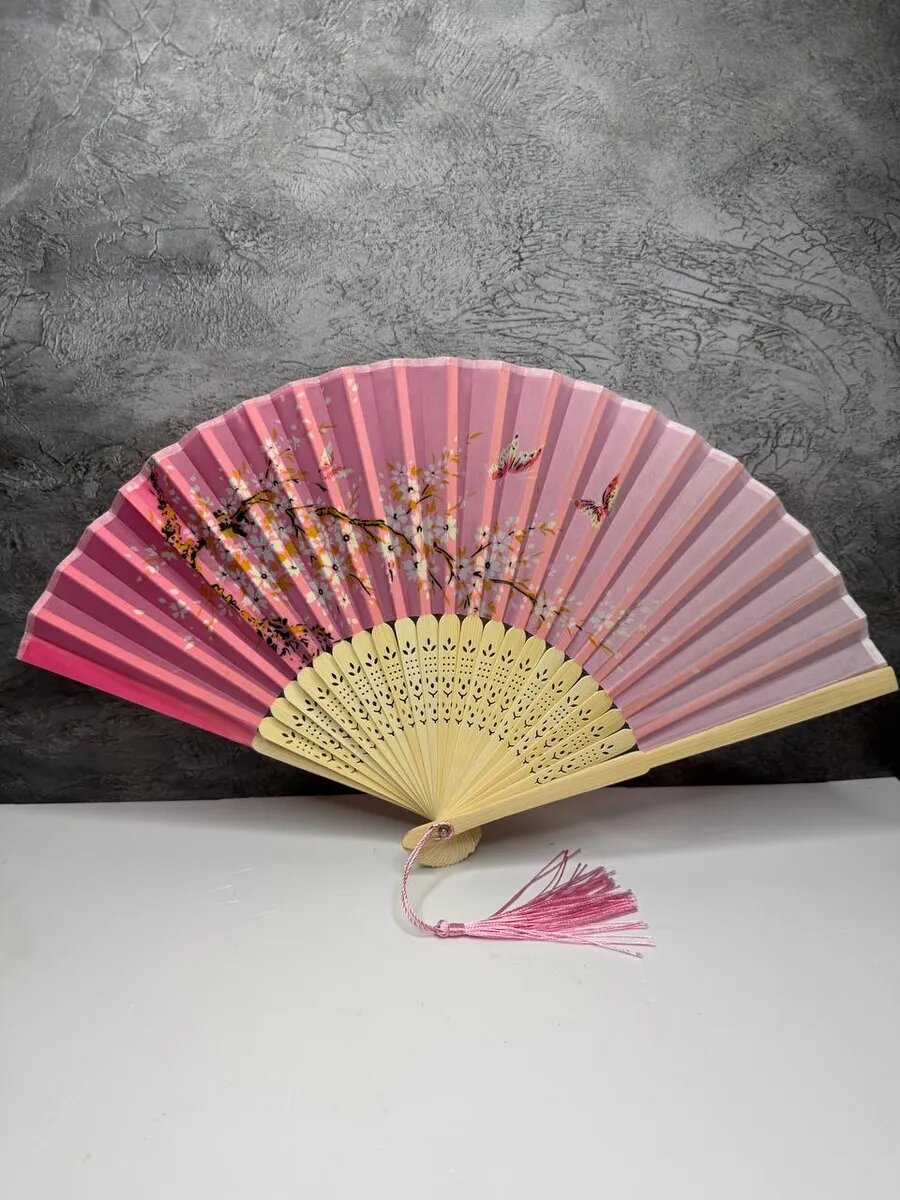 Веер складной деревянный