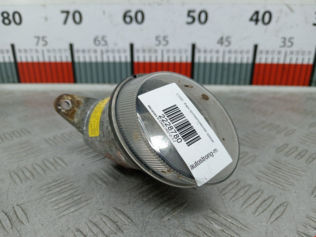 Фара противотуманная правая Mercedes E-Class (W212) A2128200456 арт. 2228780