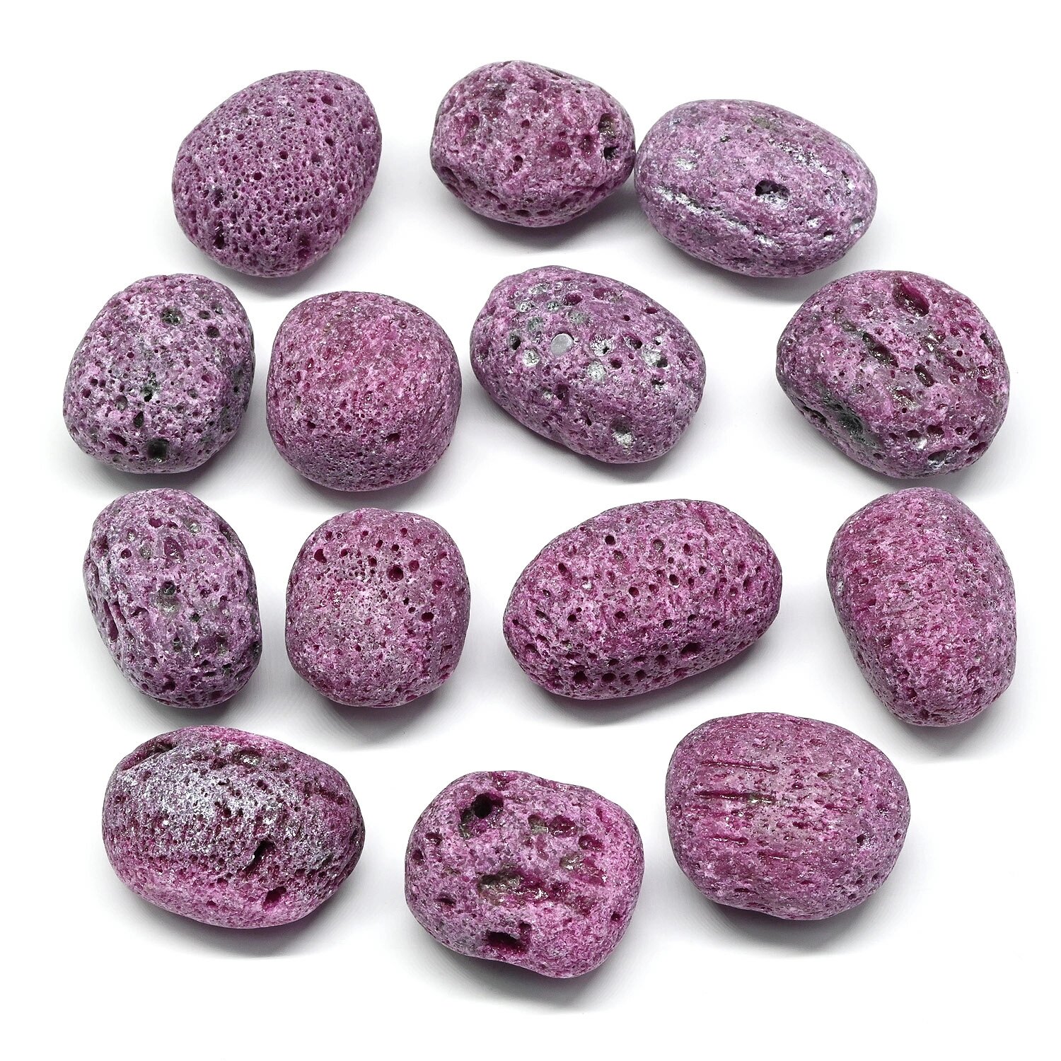 Минерал рубин 28*23*21мм, 20-29г .