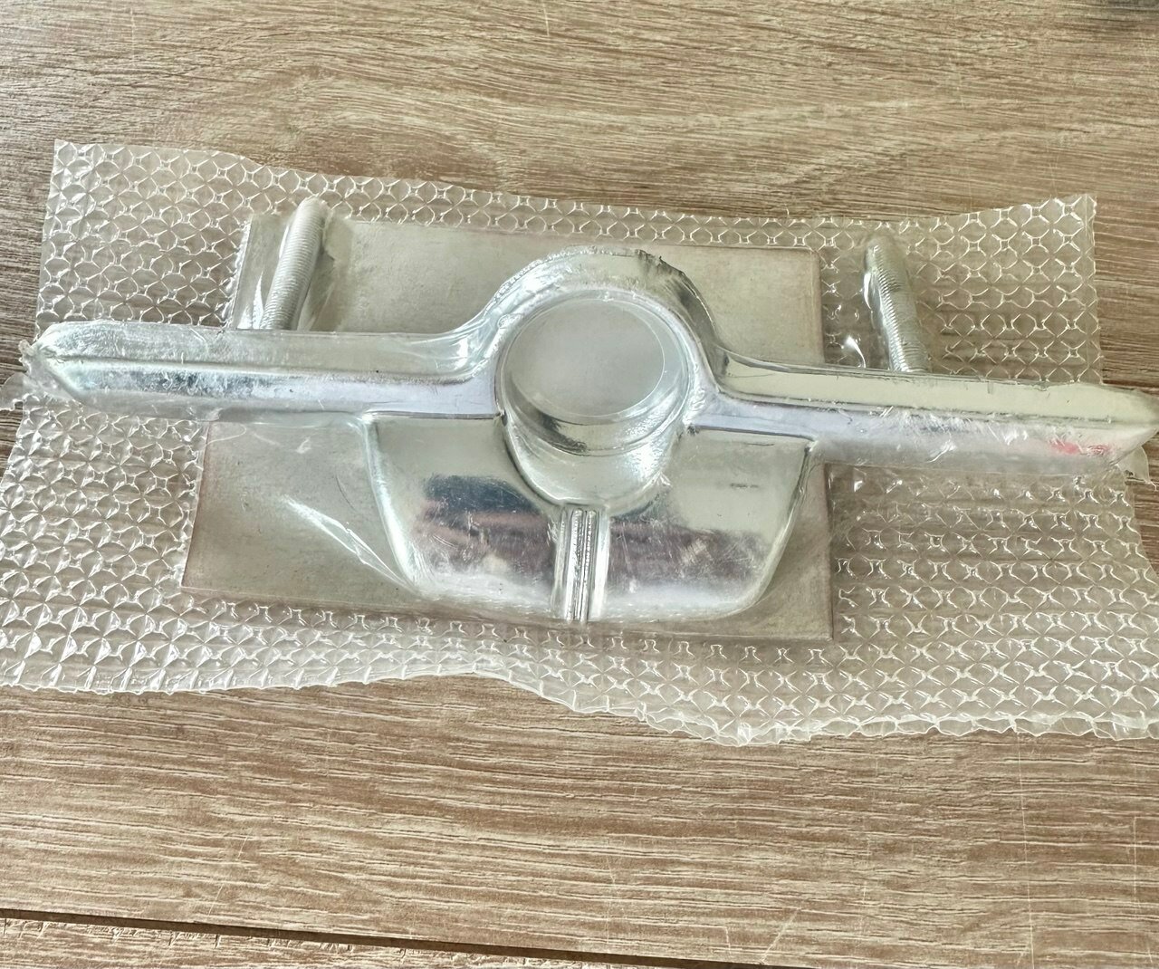 Ручка двери багажника задка ласточка металл ВАЗ LADA 2101 2102 2106, Нива 2121