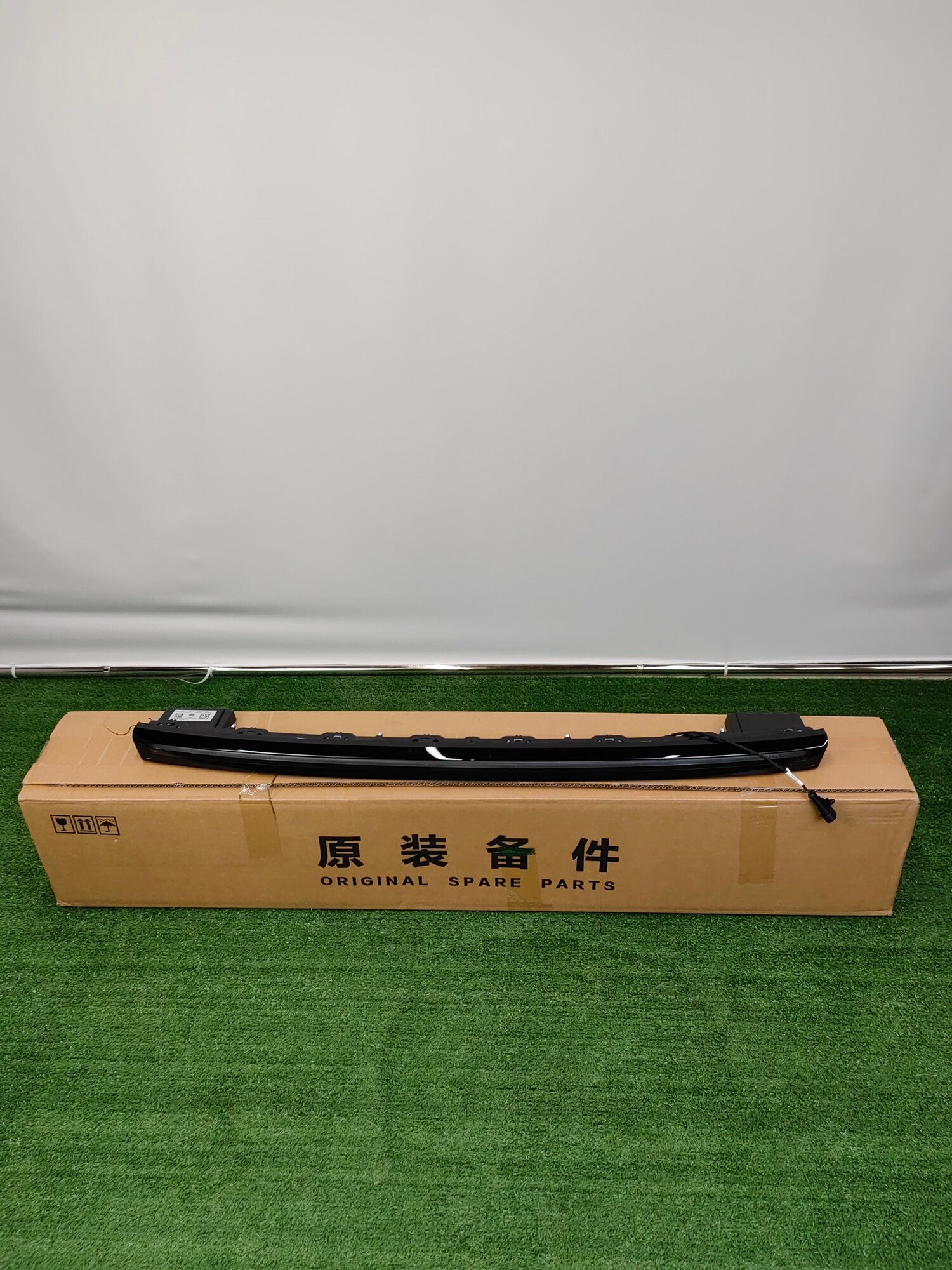 CHERY Дневной ходовой огонь центральный Exeed LX 605000179AA