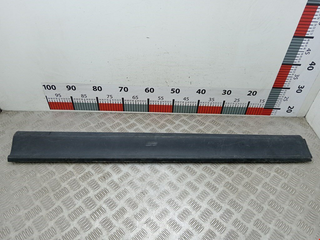 Накладка (молдинг) двери передней правой Mazda CX-5 (KE) KD5351RA1 арт. 2247618