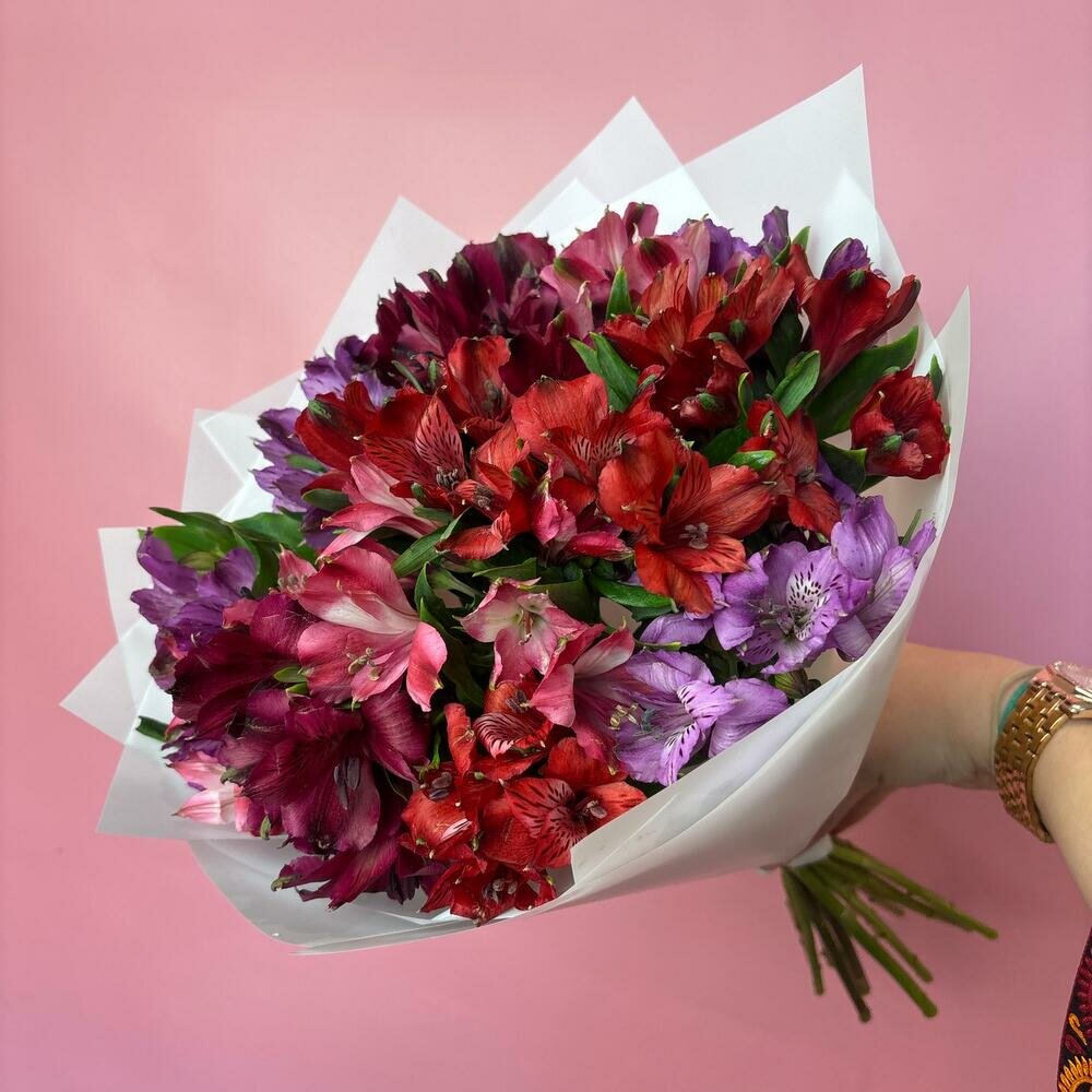 Букет из альстромерий "Яркость", на стебле, 15 шт, цвет малиновый