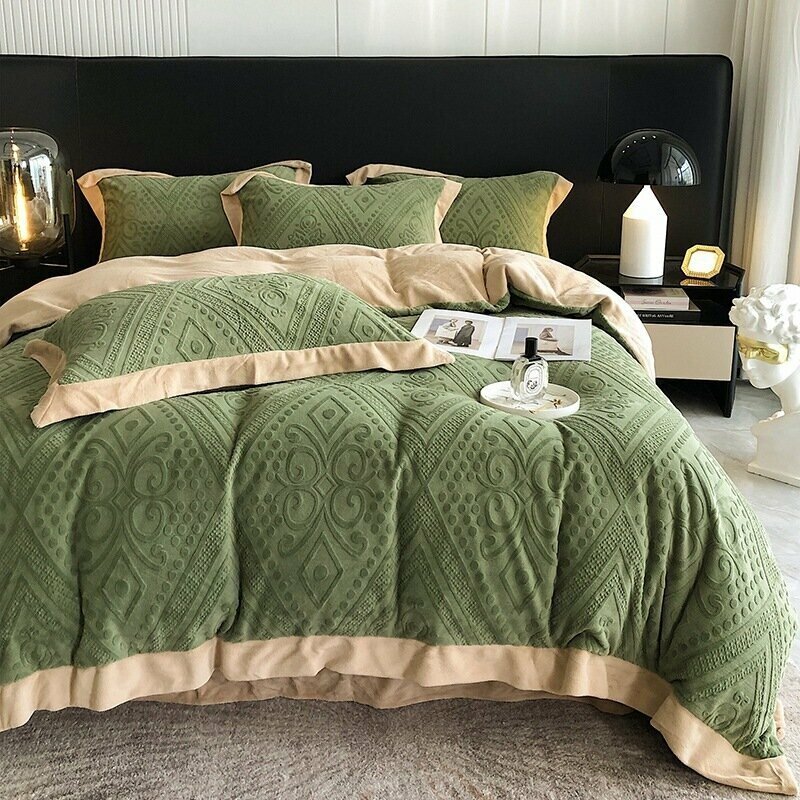 Комплект постельного белья Sleeper, молочный бархат, с кружевом, 4 предмета