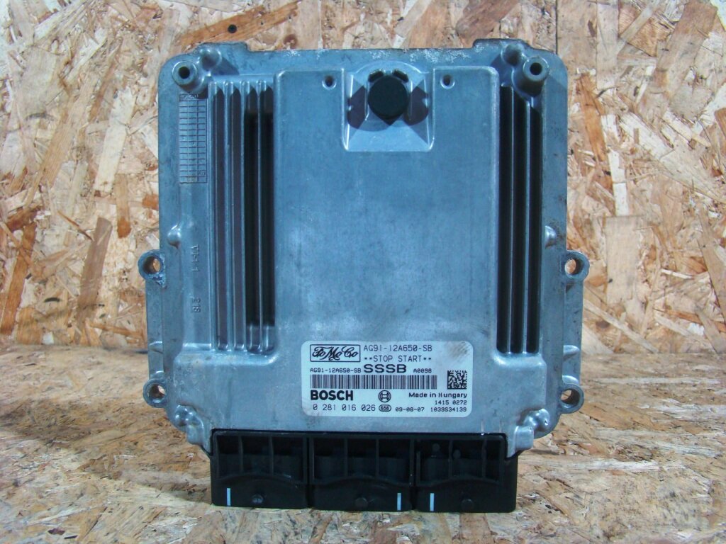 Freelander 2 Блок управления двигателем LR012694