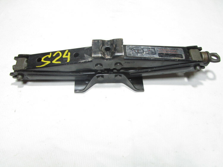 Домкрат Шевроле Авео Т300 13501276, 13501276 - без ключа балонного - S-24