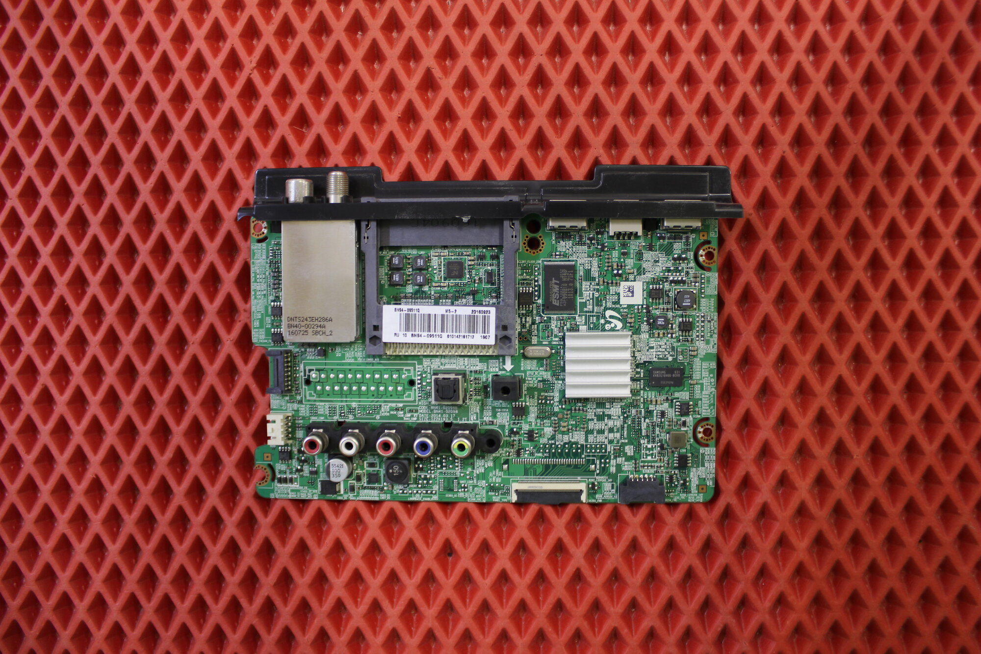 Основная плата (MAIN) BN41-02098B для телевизора SAMSUNG UE40J5000AU-FLN05 в надёжной упаковке