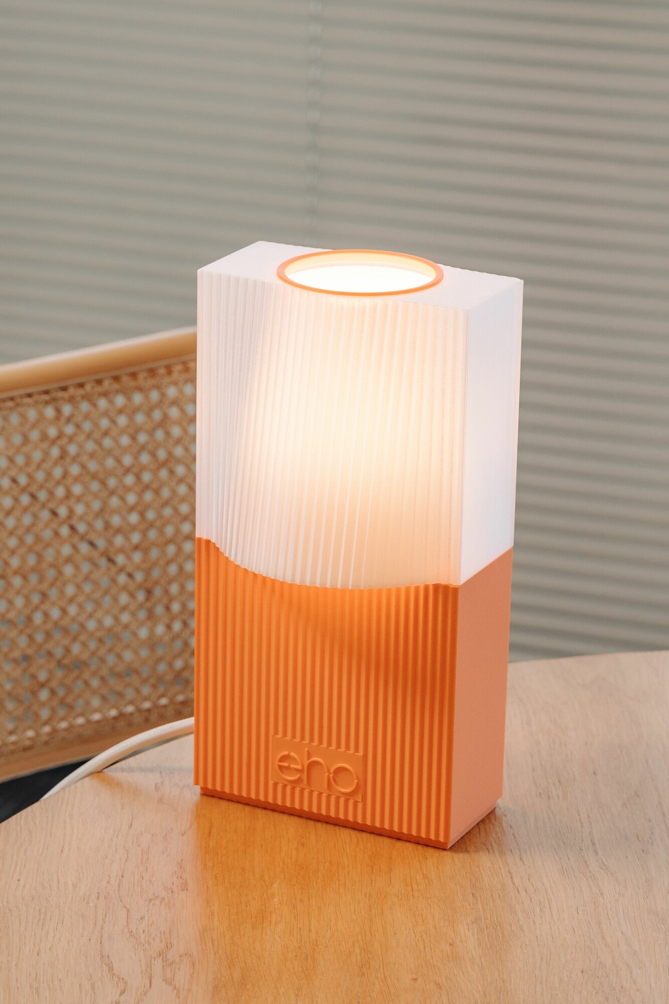 Интерьерный светильник ночник настольный Vertex геометричный