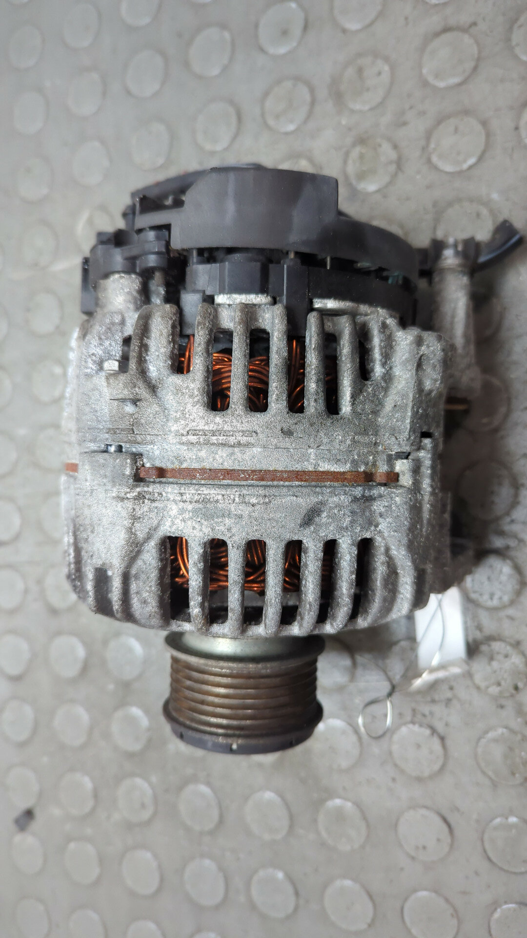 Генератор Skoda Roomster Б/У