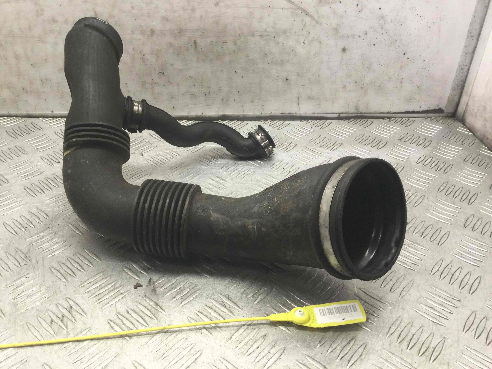Б/У Патрубок турбины Ford Focus 2 поколение (2005-2008) 2005 г.