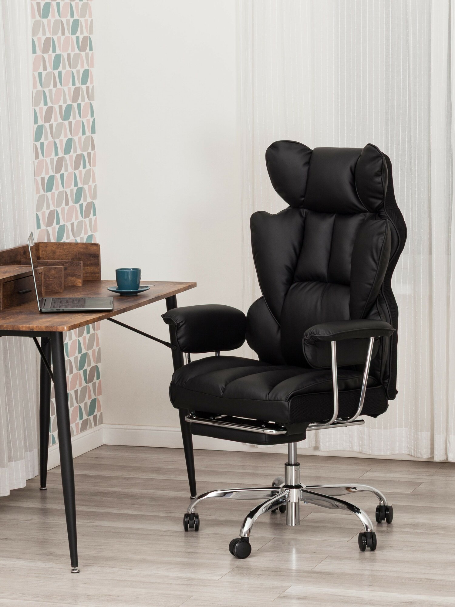 Компьютерное кресло руководителя TetChair Comfy CR, кож/зам, черный