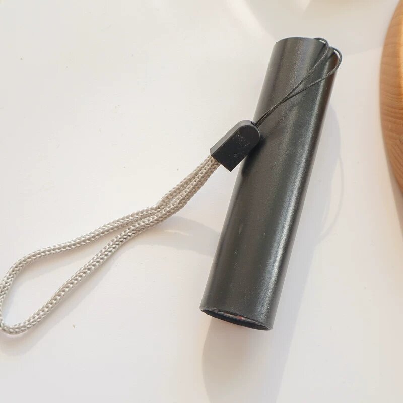 Компактный мини-фонарик-ручка для осмотра глаз, ротовой полости, ушей, носа и горла, для медсестер, врачей и студентов.