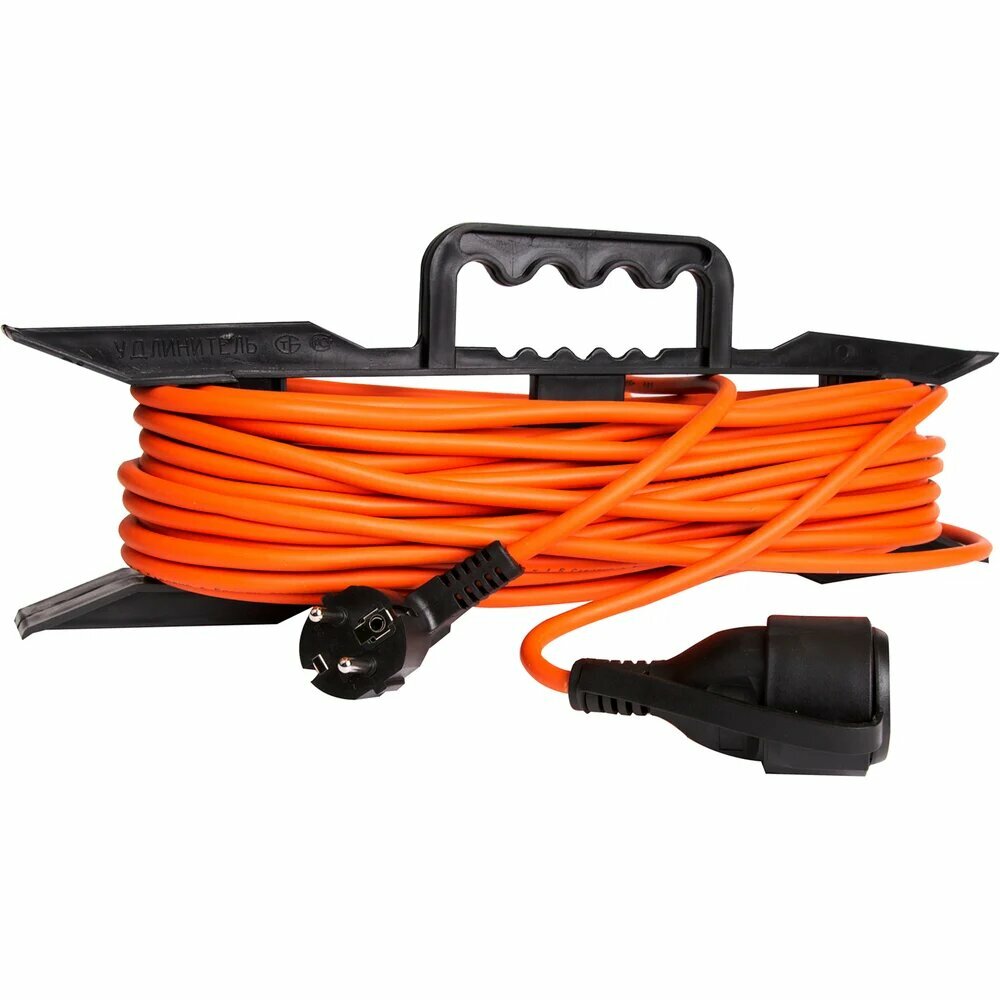 Удлинитель на рамке атлант ПВС 3x2.5 30 м Атом 40166, работы на даче