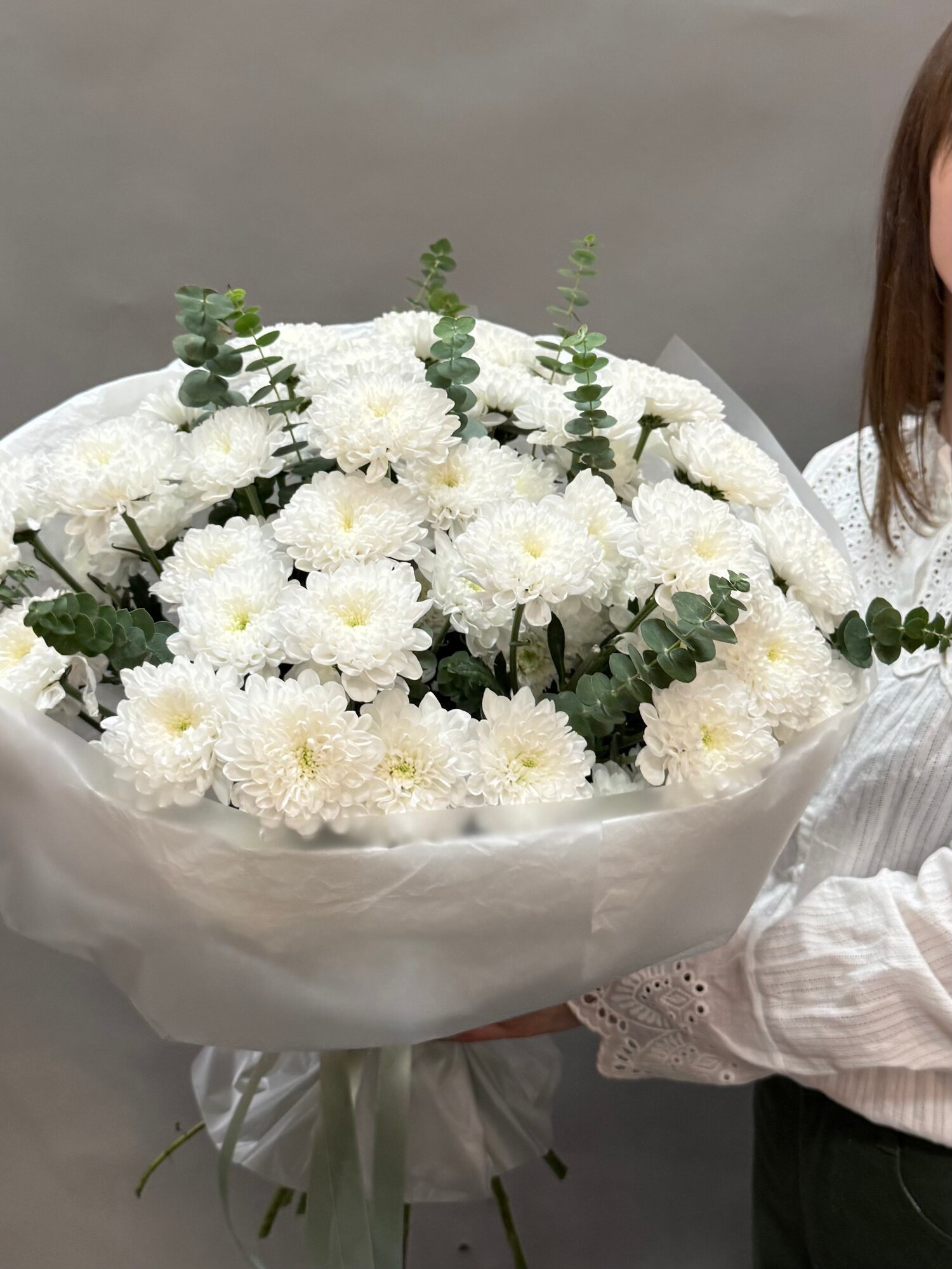 Букет кустовых хризантем «Твоя улыбка». .