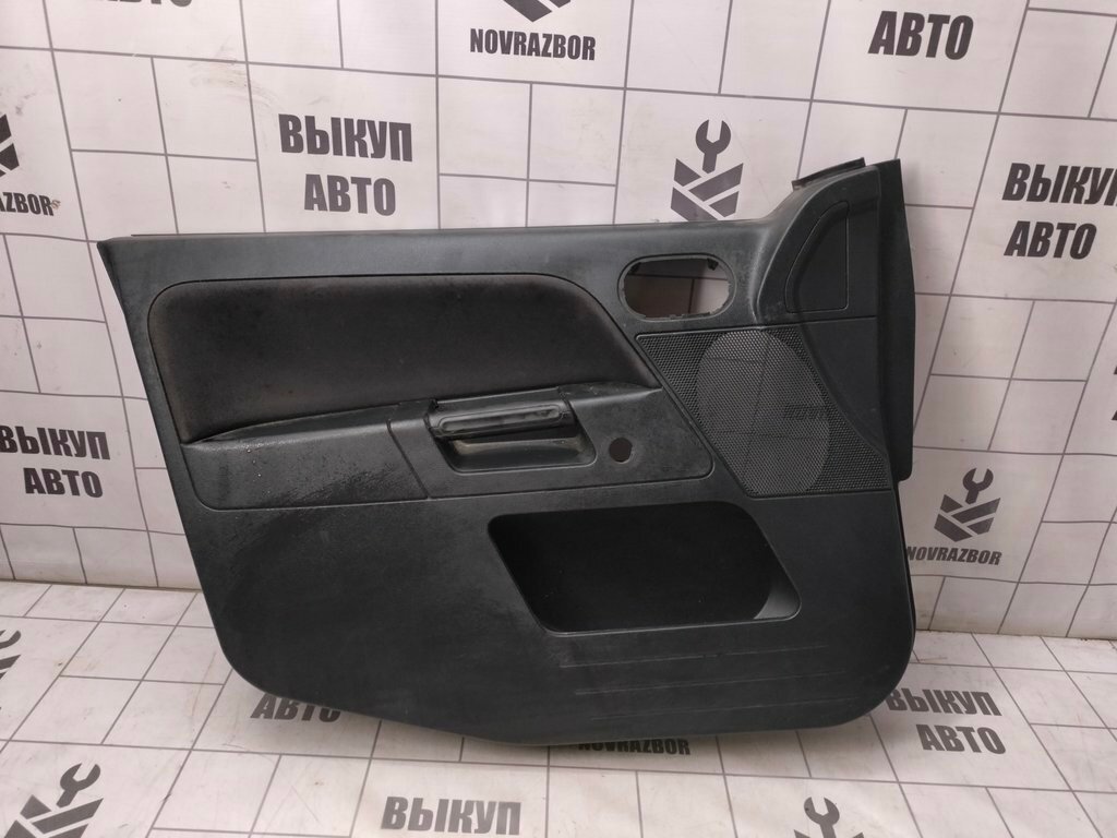 Обшивка двери передней левой Ford Fusion 2002-2012