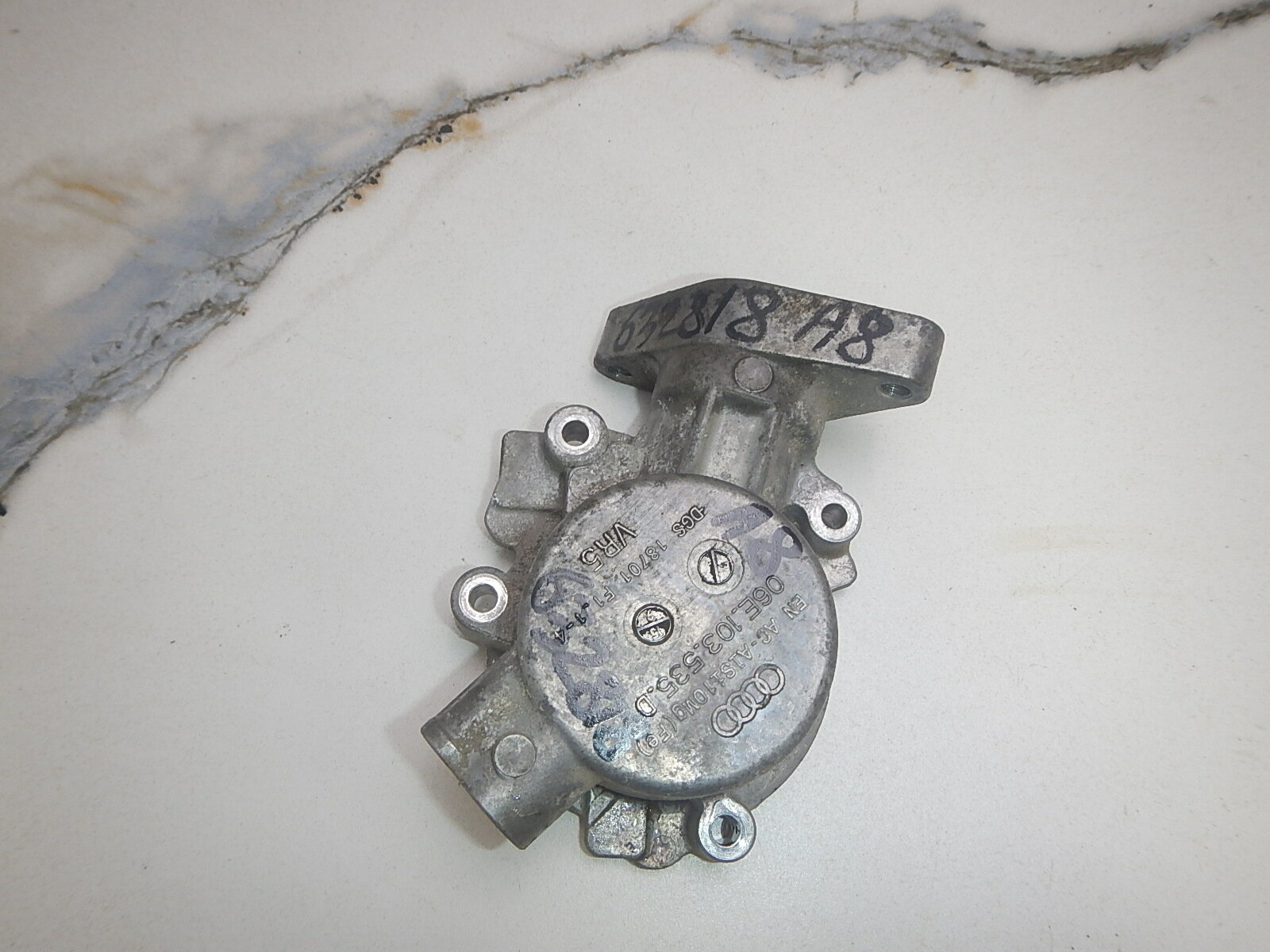 Б/У Крышка двигателя передняя, Audi (Ауди)-A8 (D4) (11-18) AUDI A8 (D4) (11-18) Крышка распредвала Без видимых повреждени...