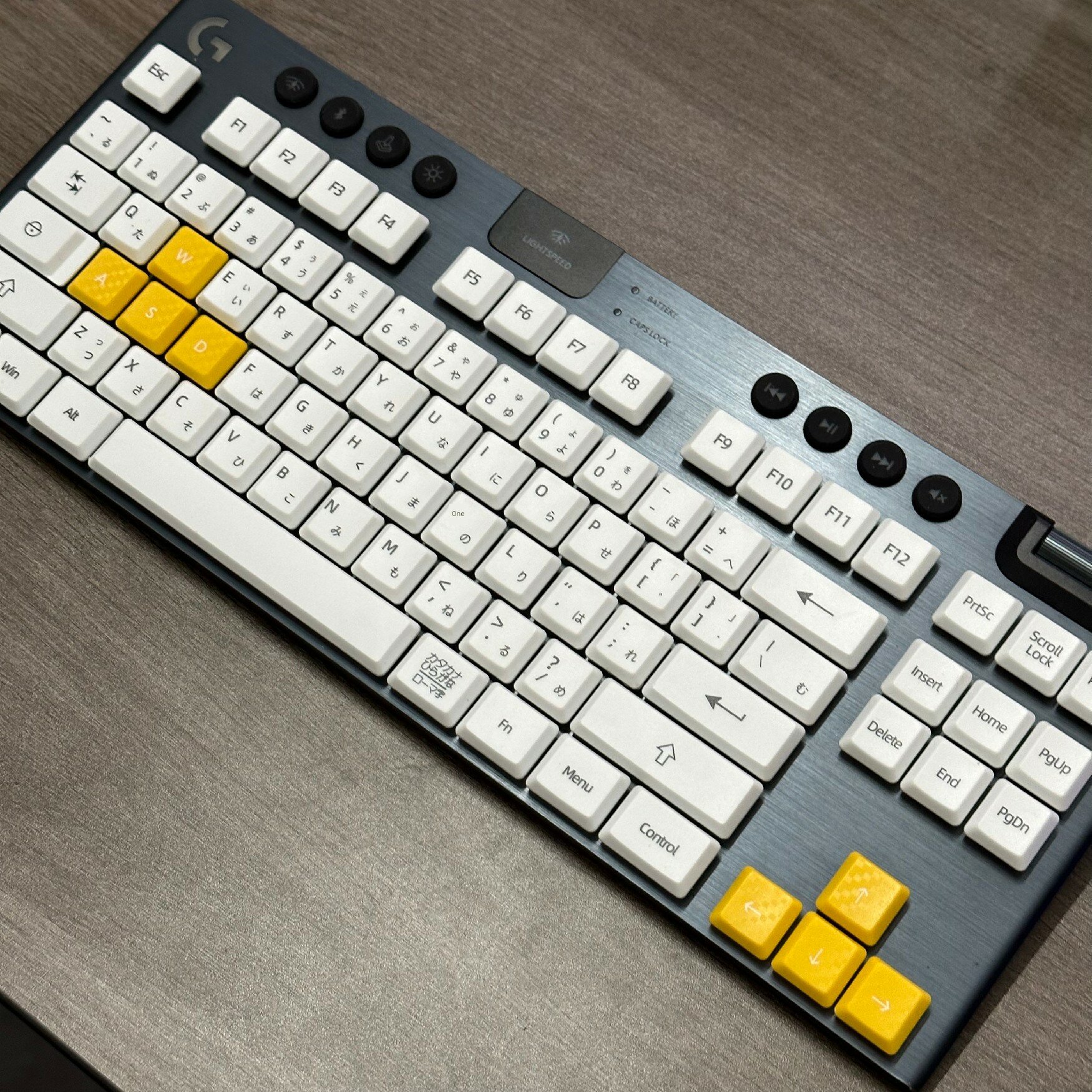 Подходит для колпачков клавиш Logitech G913TKL, G813, G913, цветные, с текстурой под карбон, из материала PBT. Узор из