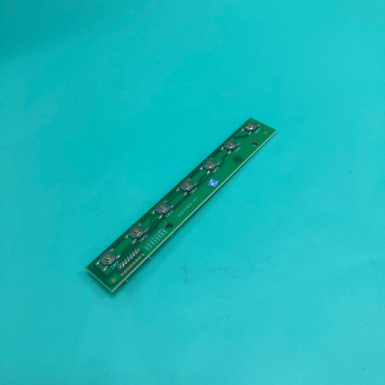 кнопки DLED320E9-KEY Leff 55U510S