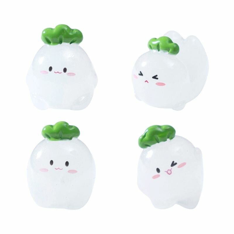 Милая светящаяся кукла-эльф из редиски с милыми маленькими украшениями